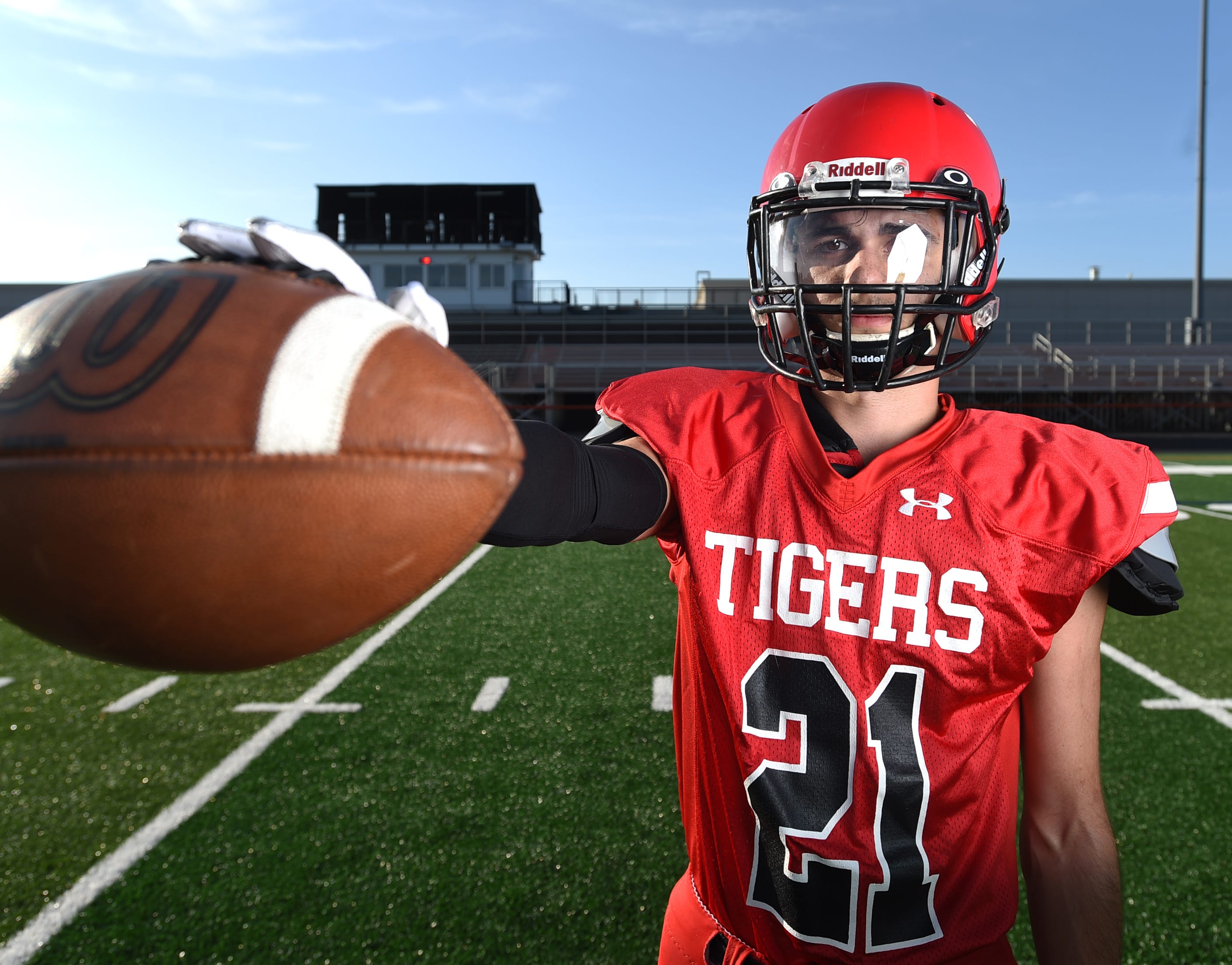 High school football preview Fairview Tigers