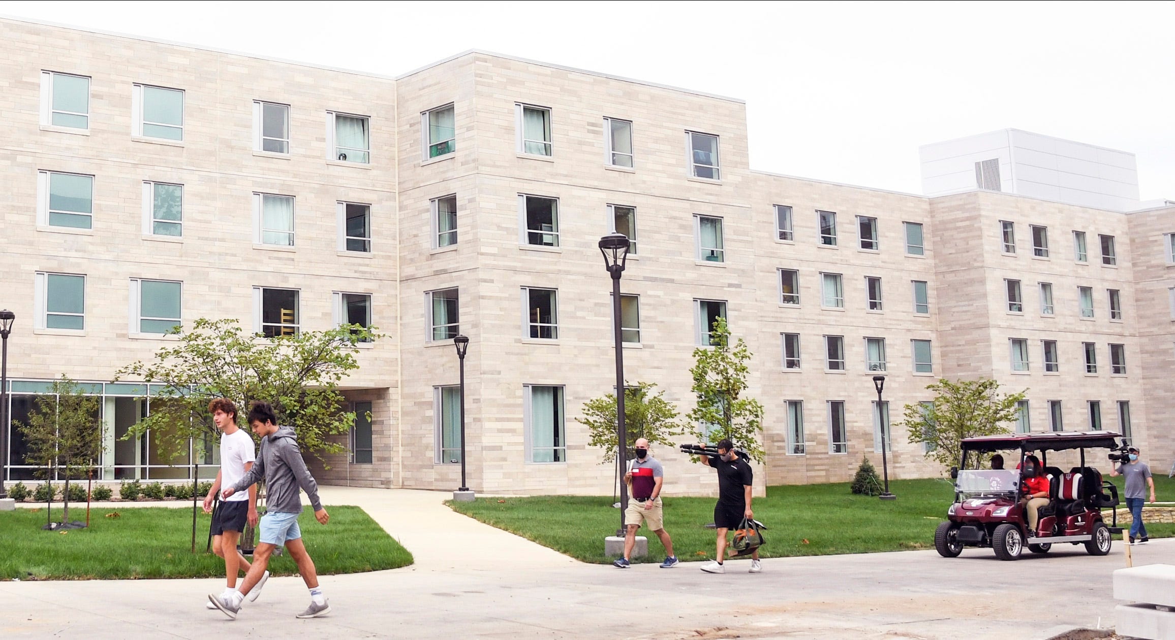 Indiana University students move into Walnut Grove Residence Center