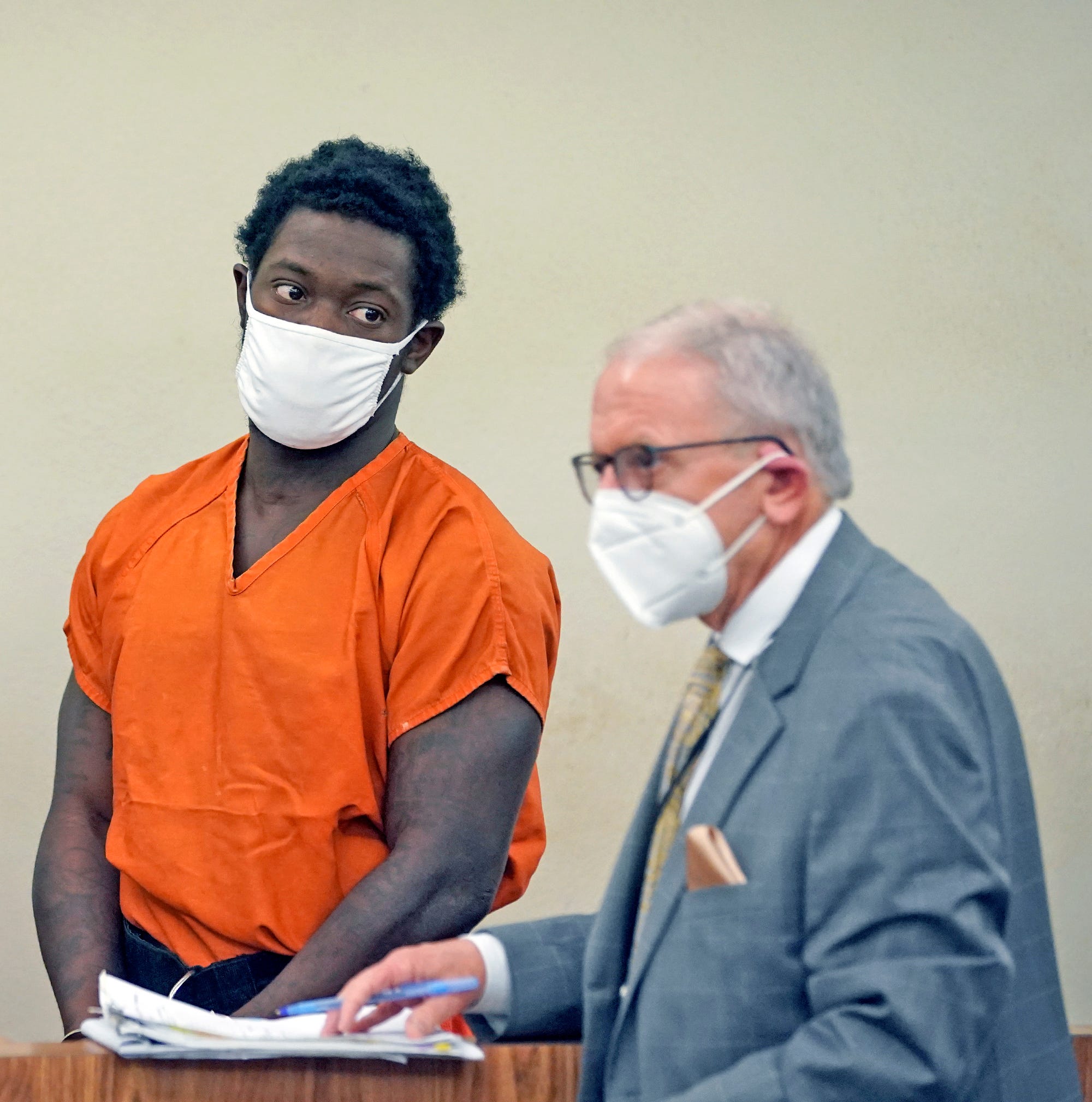 Treehouse hiding accused killer of Jason Raynor shown in police video