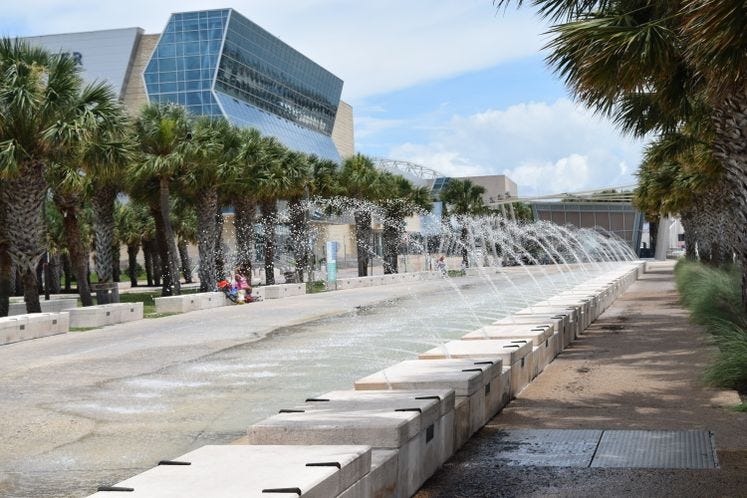 City of Corpus Christi opens Bayfront Park Fountain, mangonada kiosk