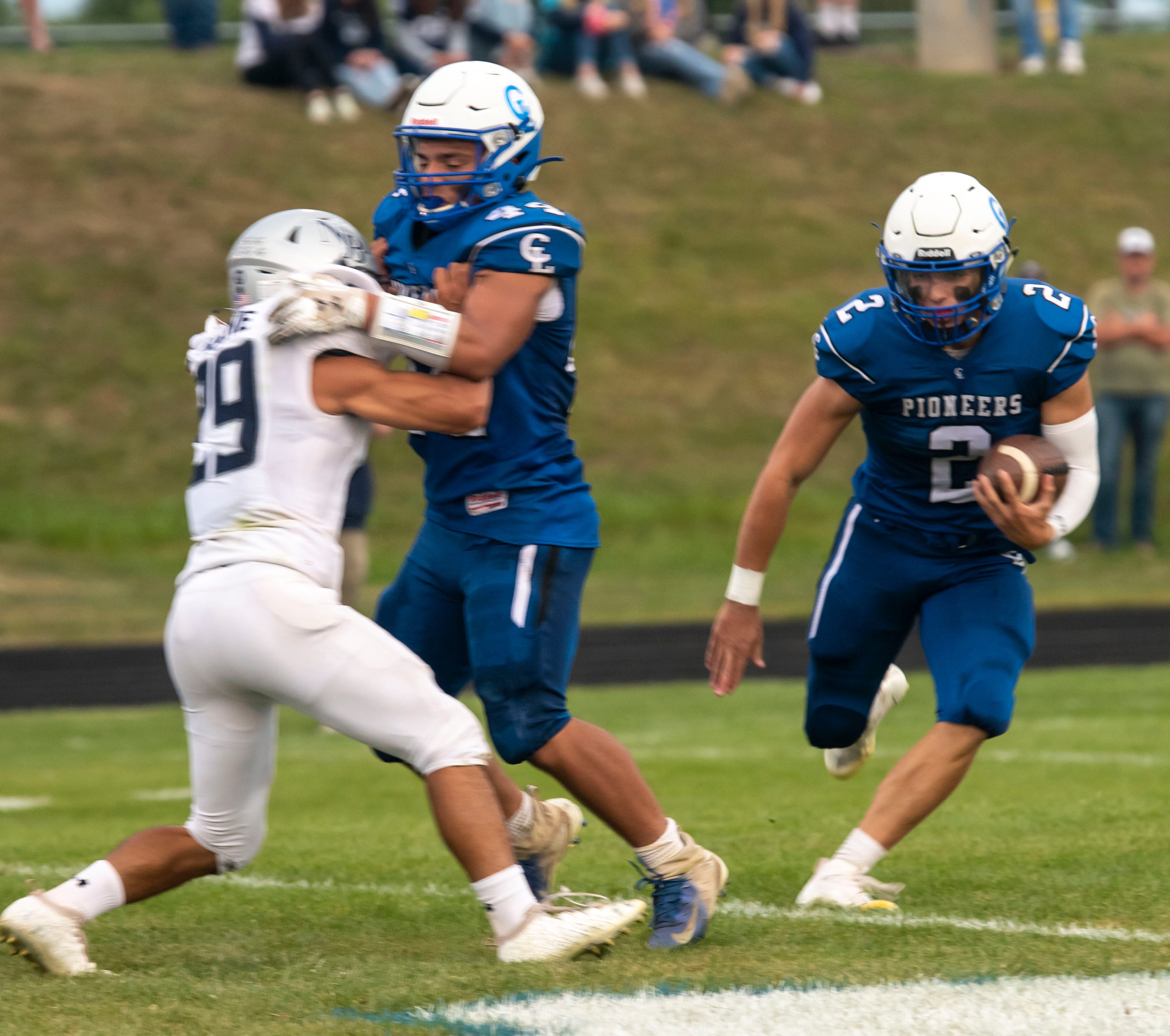 Cros-Lex football finally knocks off BWAC champ North Branch, 28-7