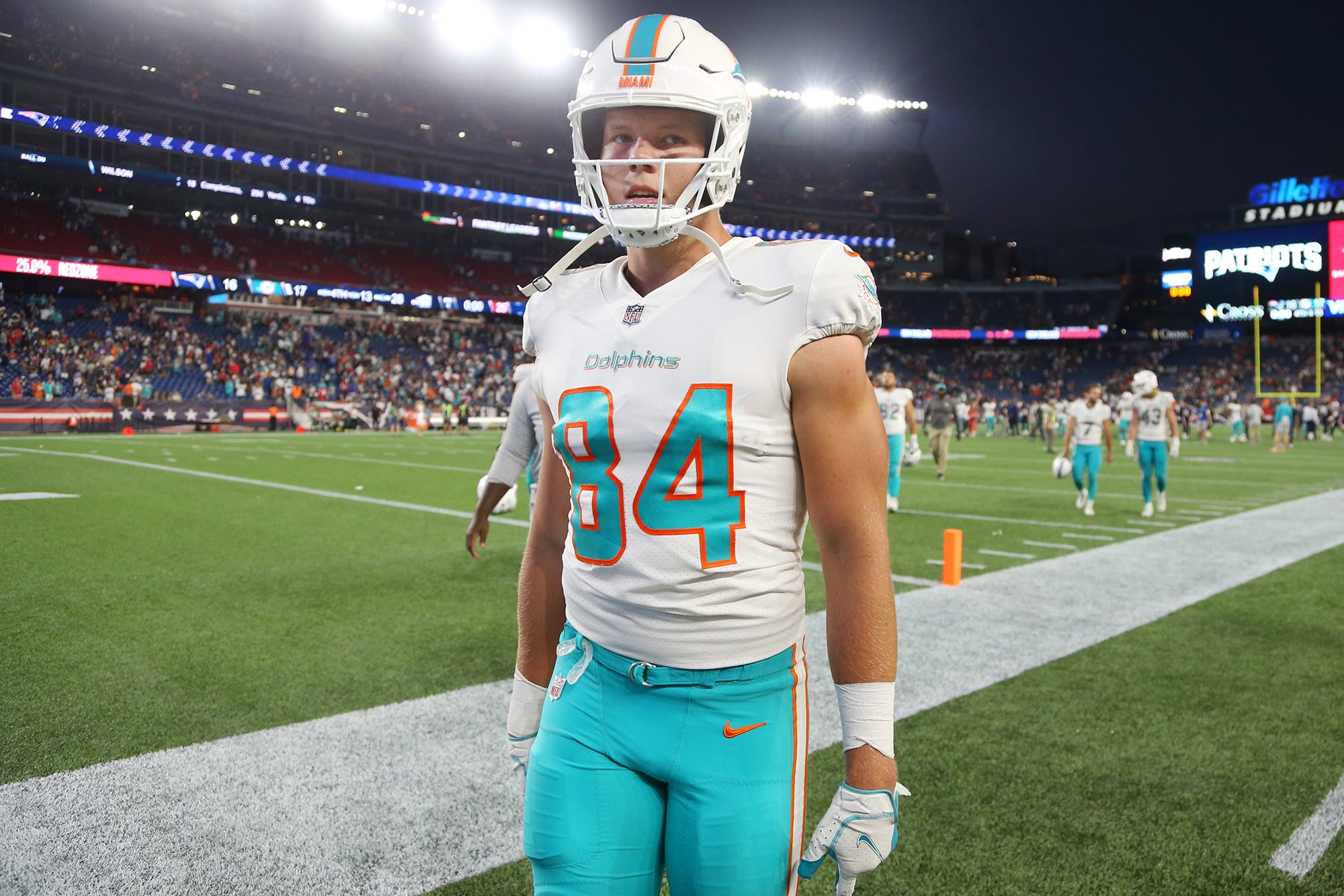 Report: Exeter's Hunter Long traded by Miami Dolphins to LA Rams