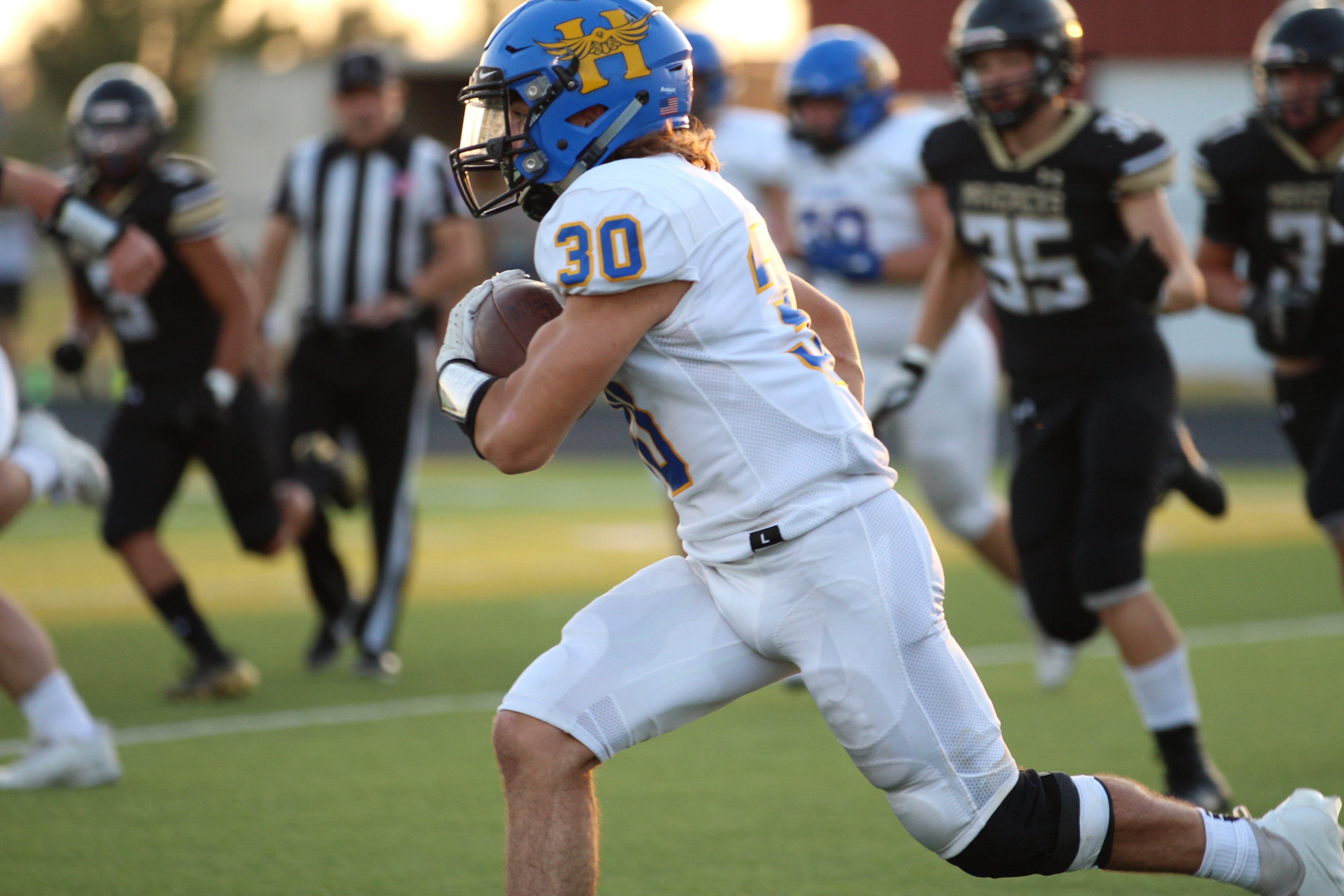 Hutchinson Salthawks football falls to Maize South 28-14