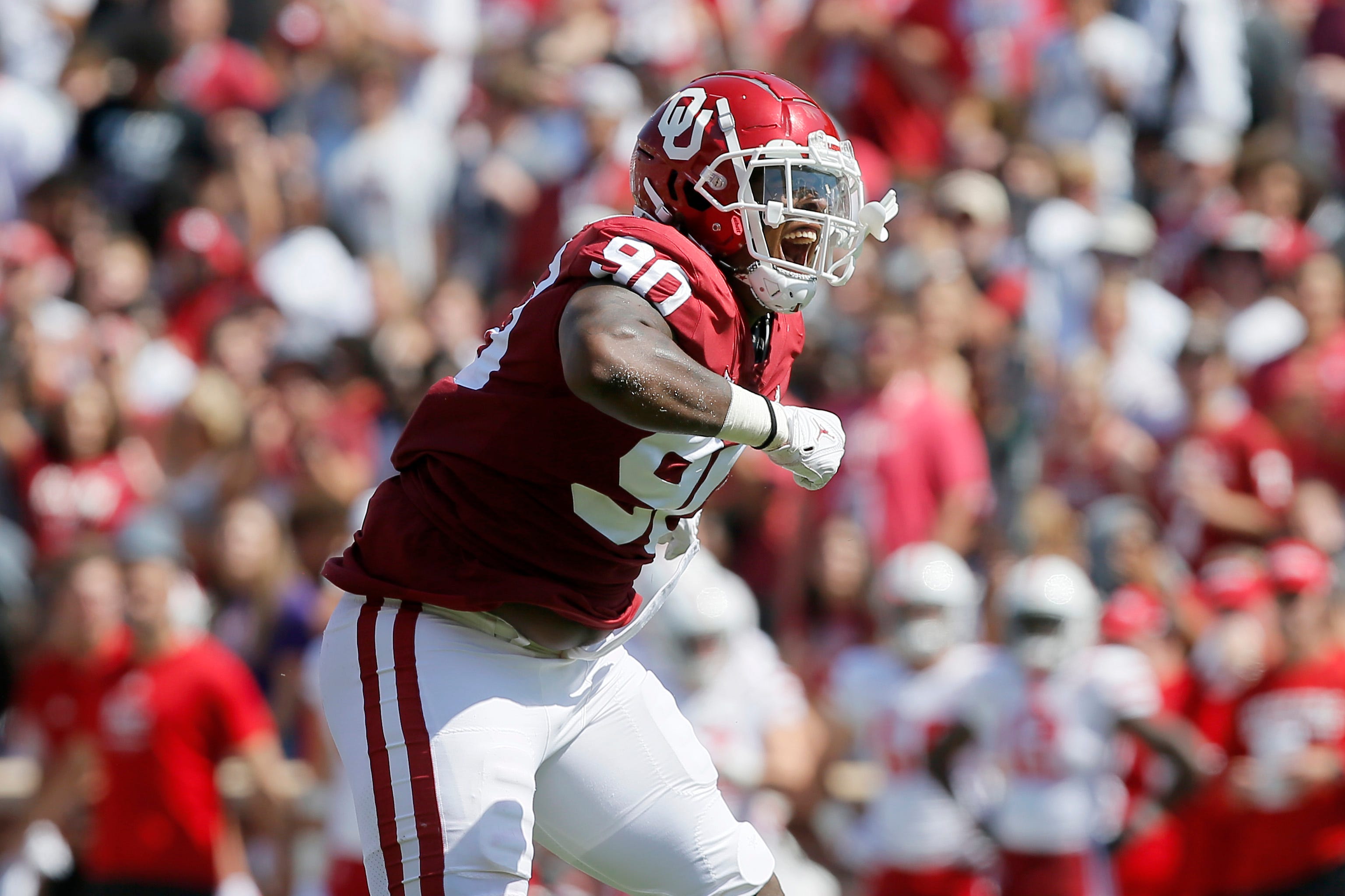 No 3 Oklahoma Escapes Nebraskas Upset Bid After Amazing Interception