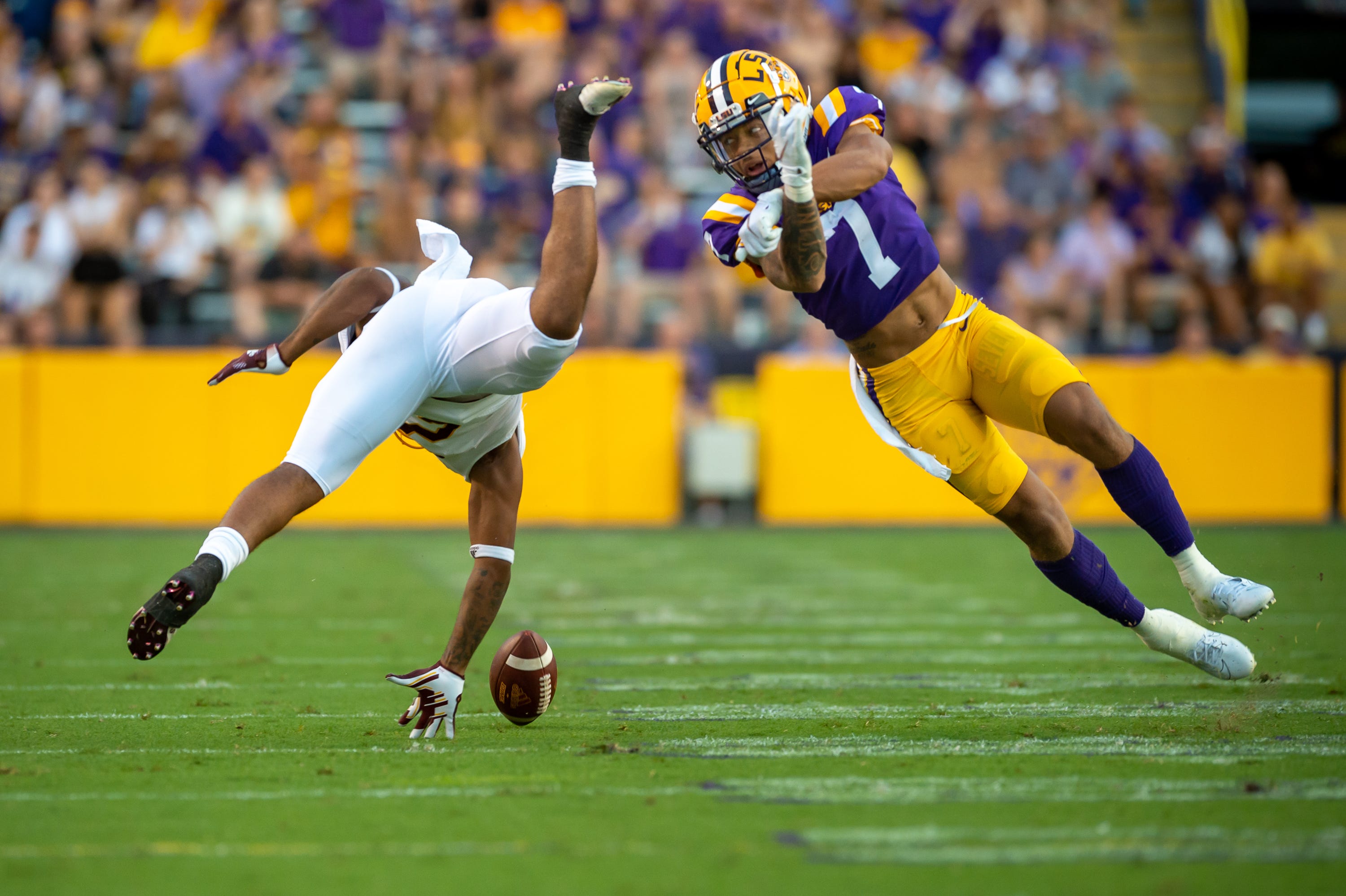 Derek Stingley Jr. leaves LSU vs. Florida football game with injury