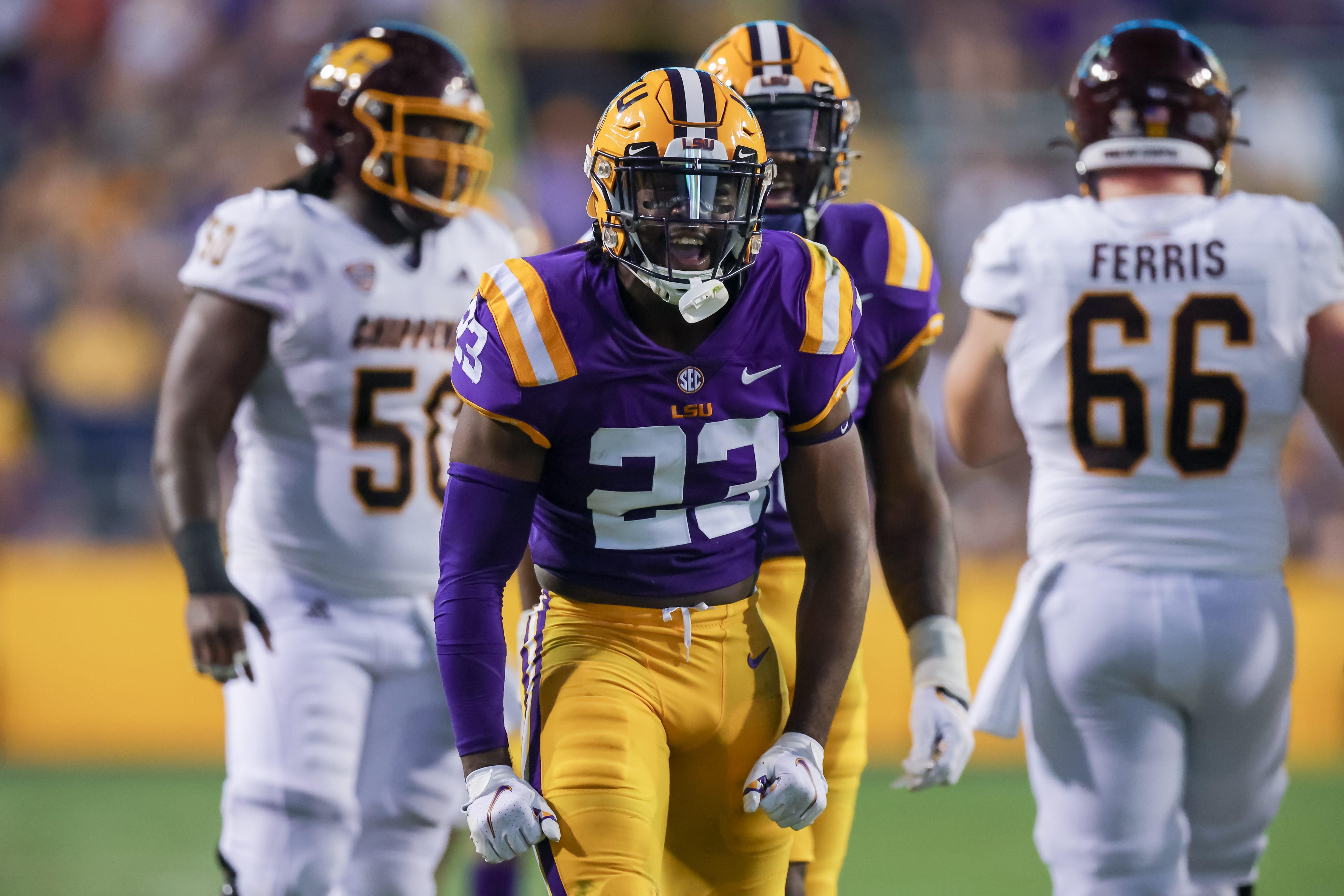 LSU football gets five Max Johnson TD passes, beats Central Michigan