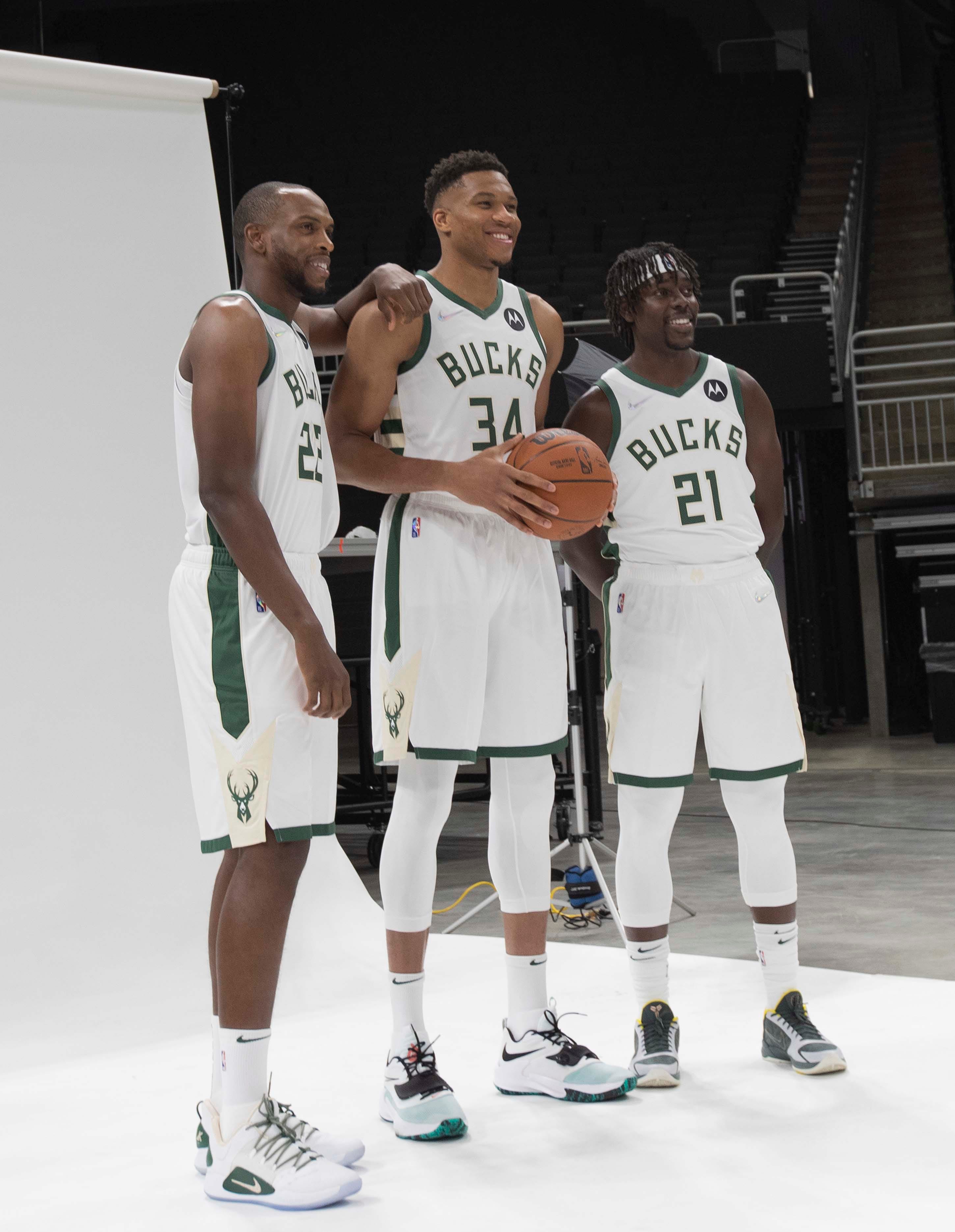 Bucks' 'big 3' off to big start; Javonte Smart makes quick impression