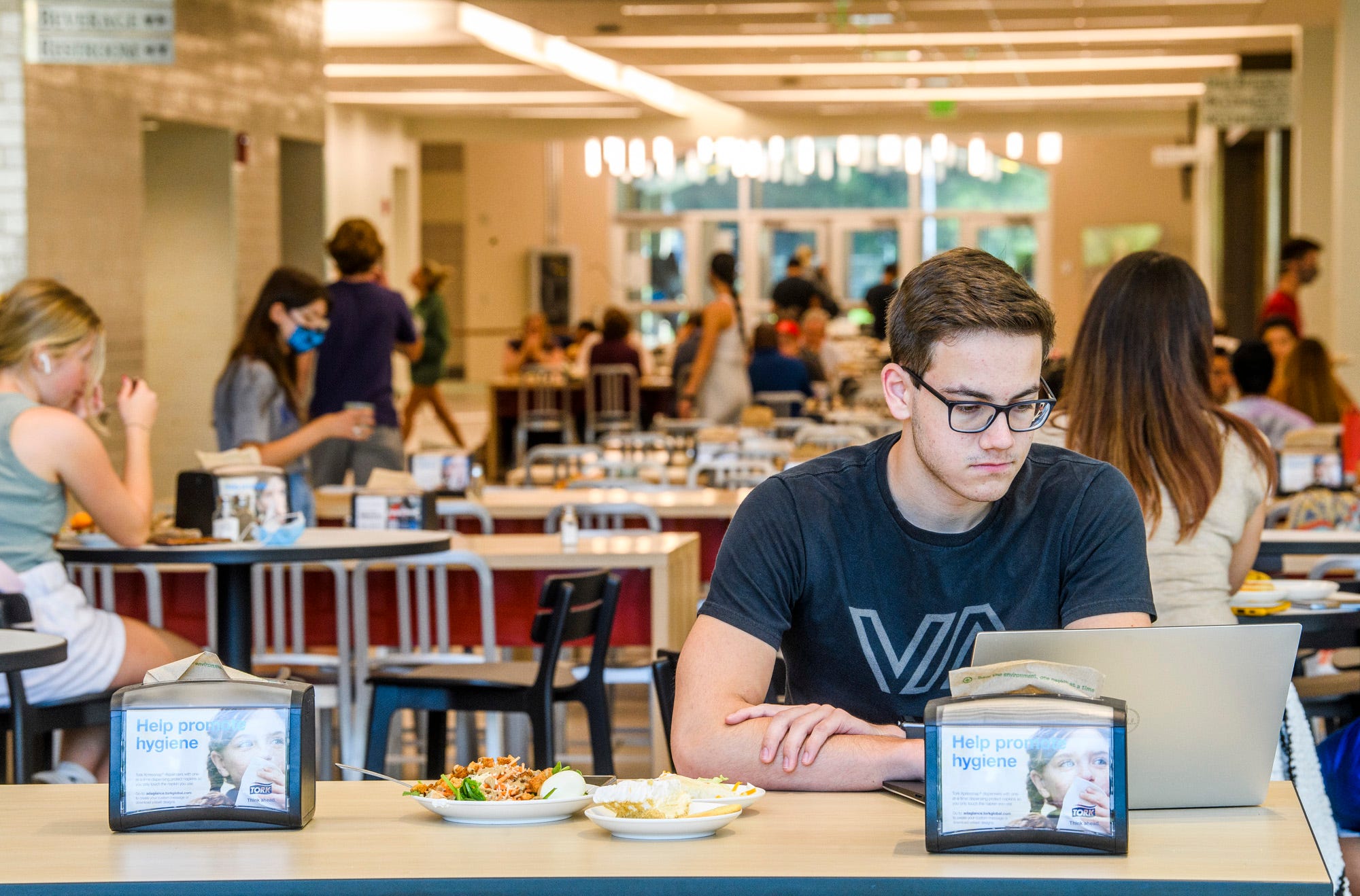 Service industry shortages affecting IU Bloomington's dining halls