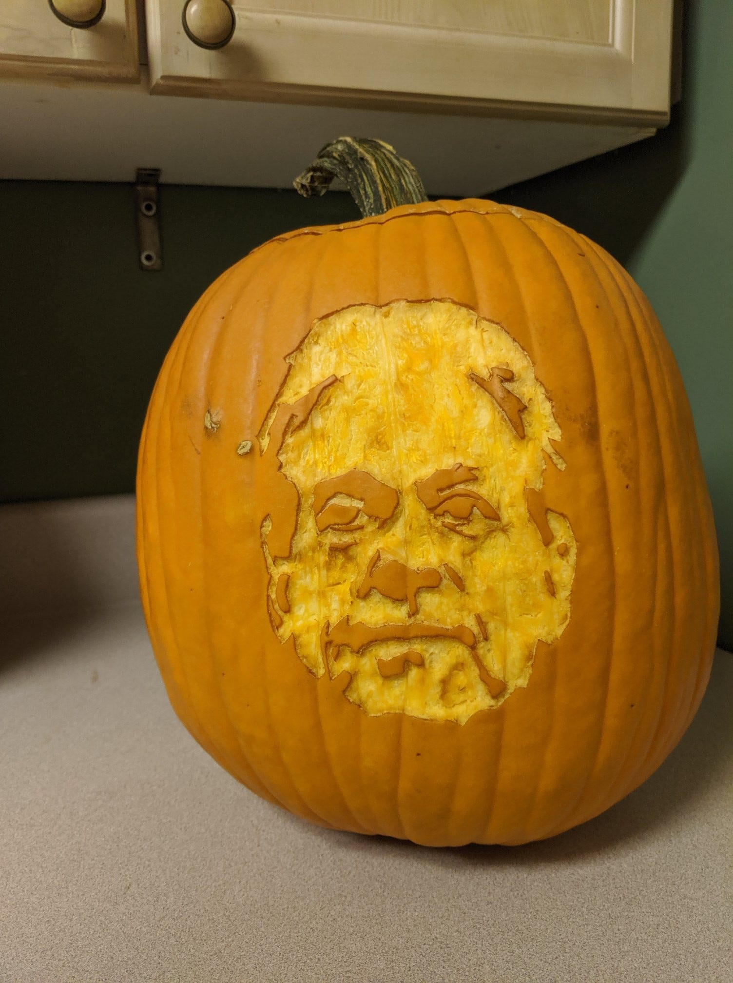 Halloween pumpkin-carving contest aims to pump up Crimson Tide fans