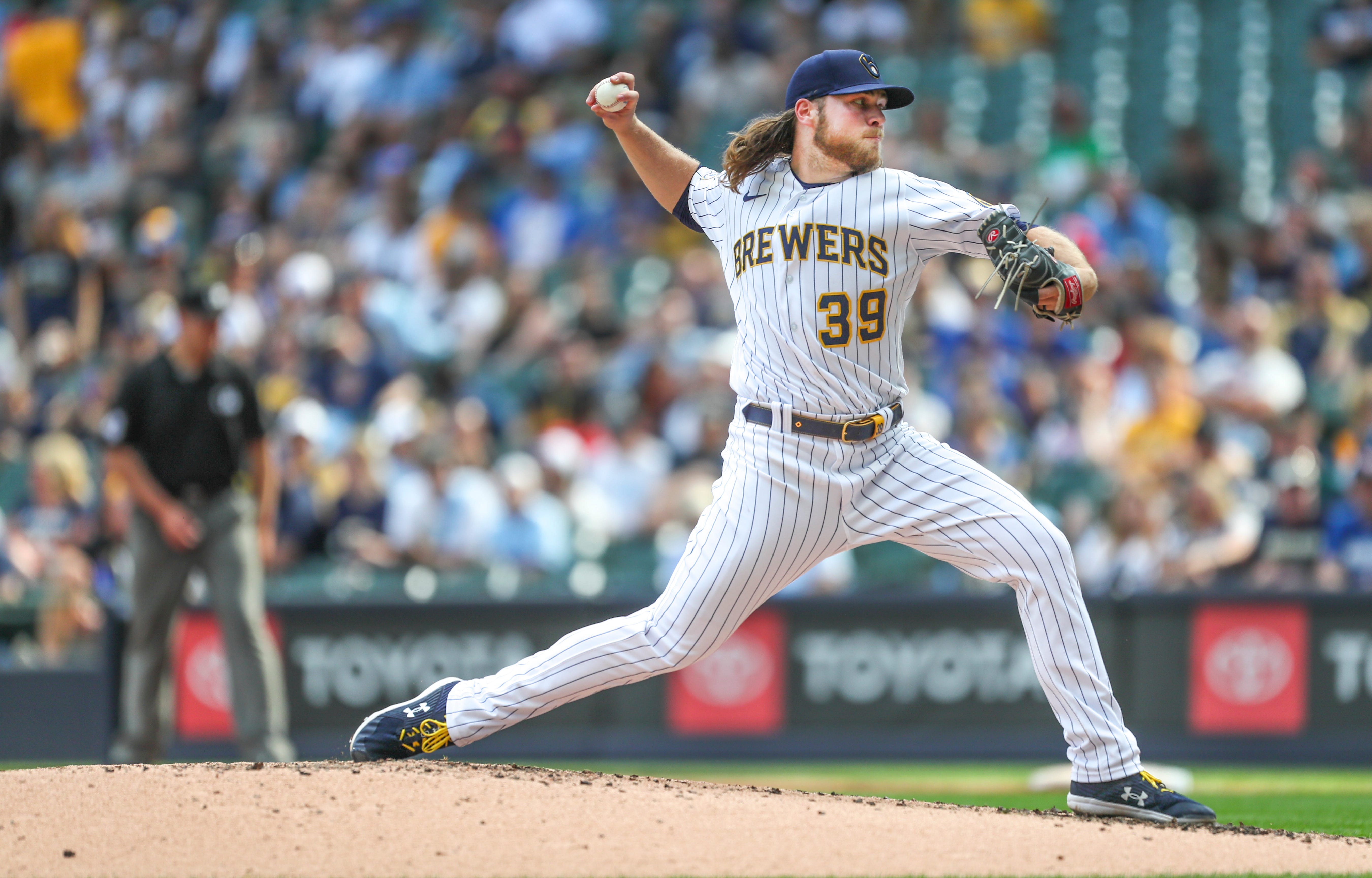 Corbin Burnes was easy choice for Brewers to start Game 1 of the NLDS