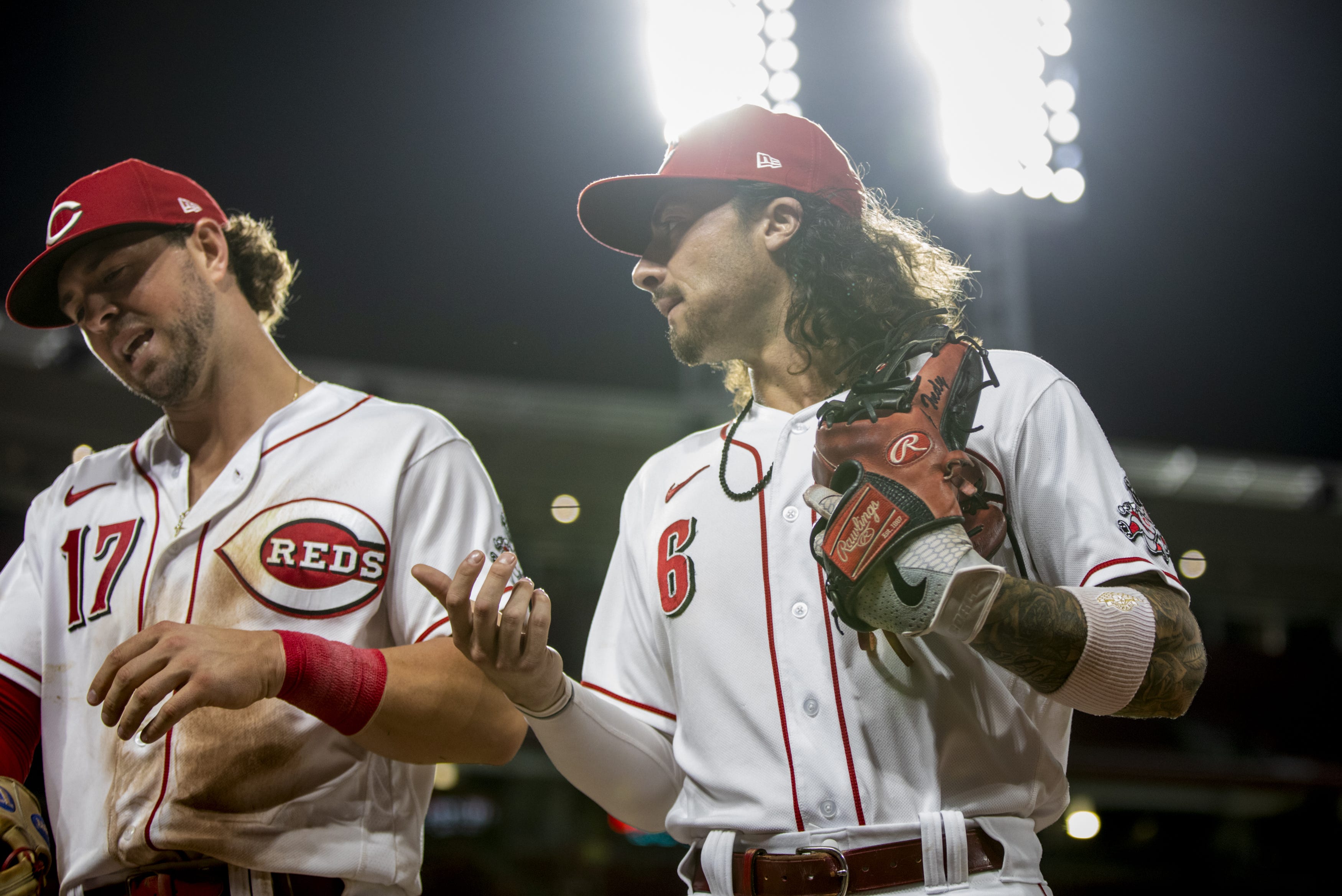 Cincinnati Reds will have tough decisions in infield soon