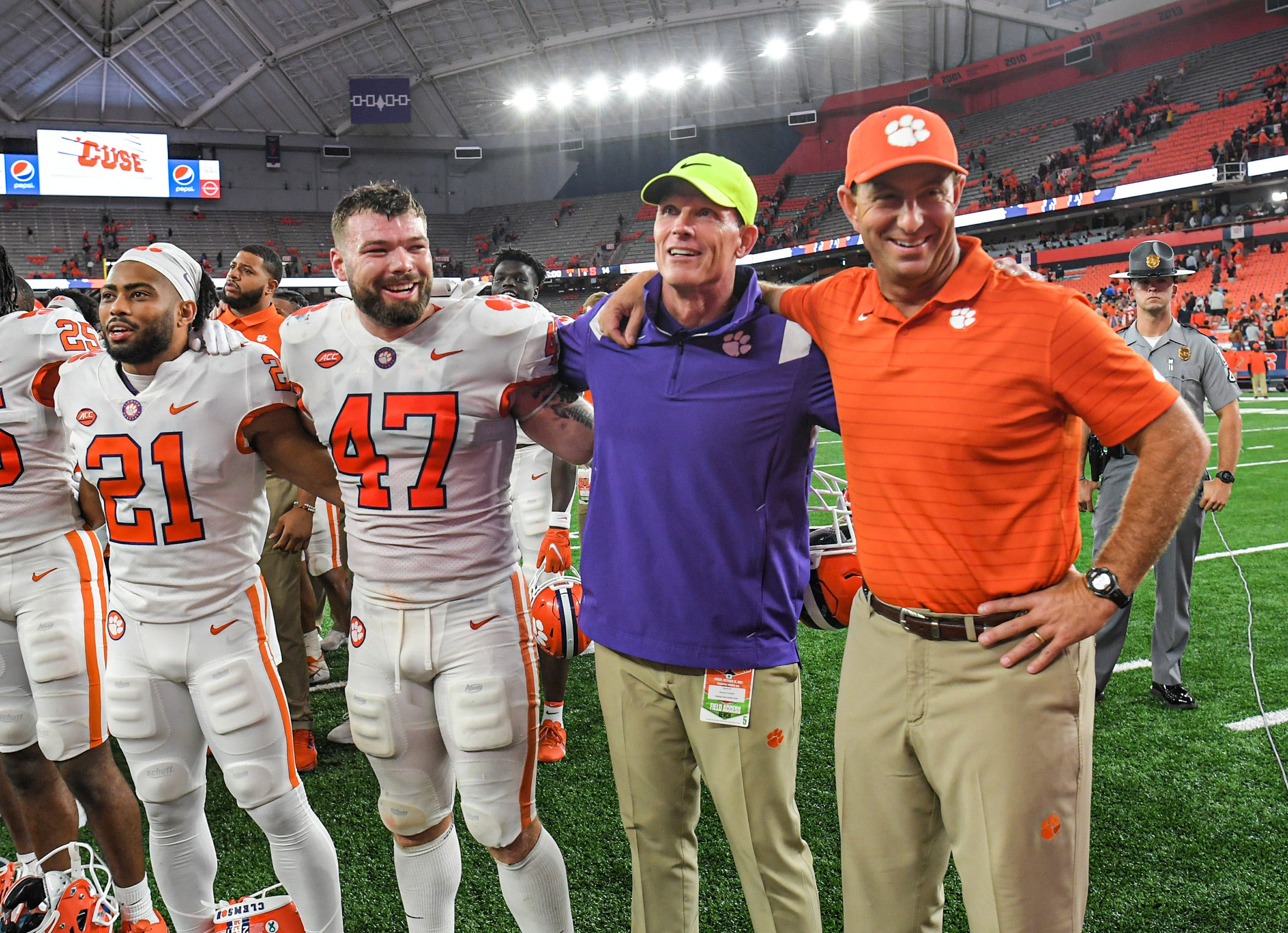 What the Clemson football community says about Brent Venables' departure