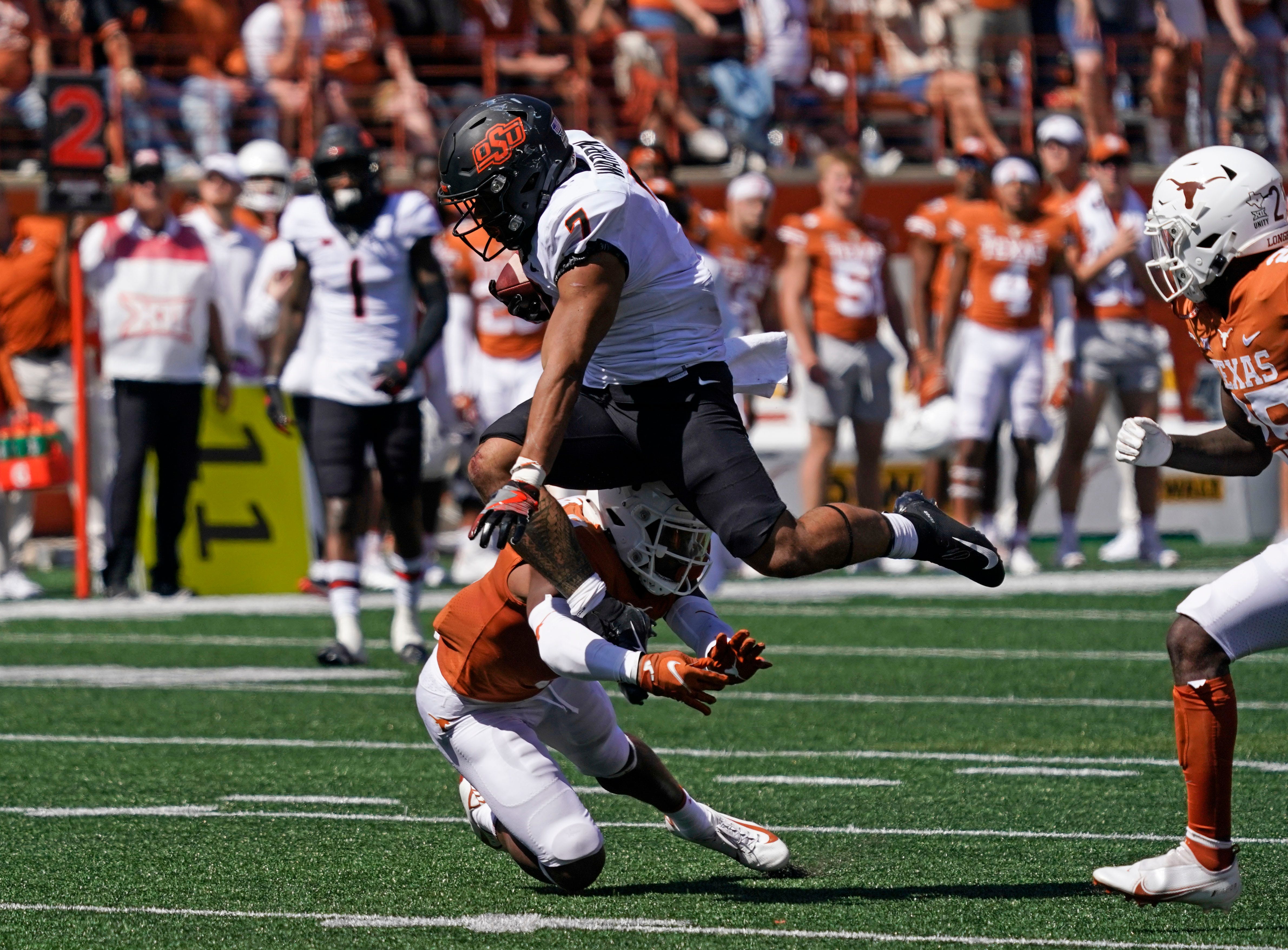 Oklahoma State football: Jaylen Warren leads Cowboys' rally past Texas