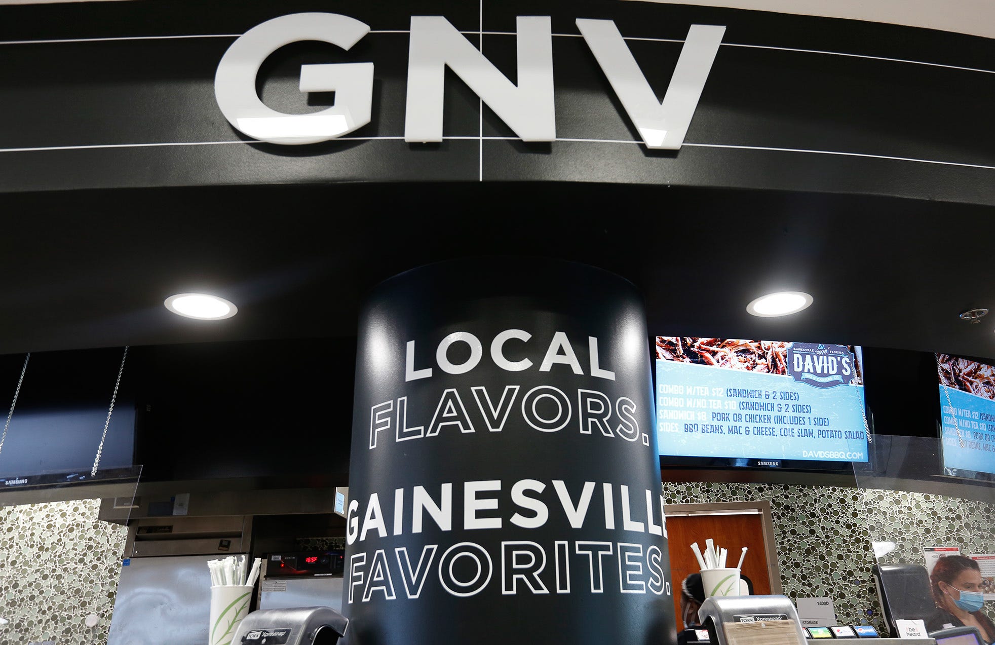 UF's Local Restaurant Row program a hit in Reitz Union Food Court