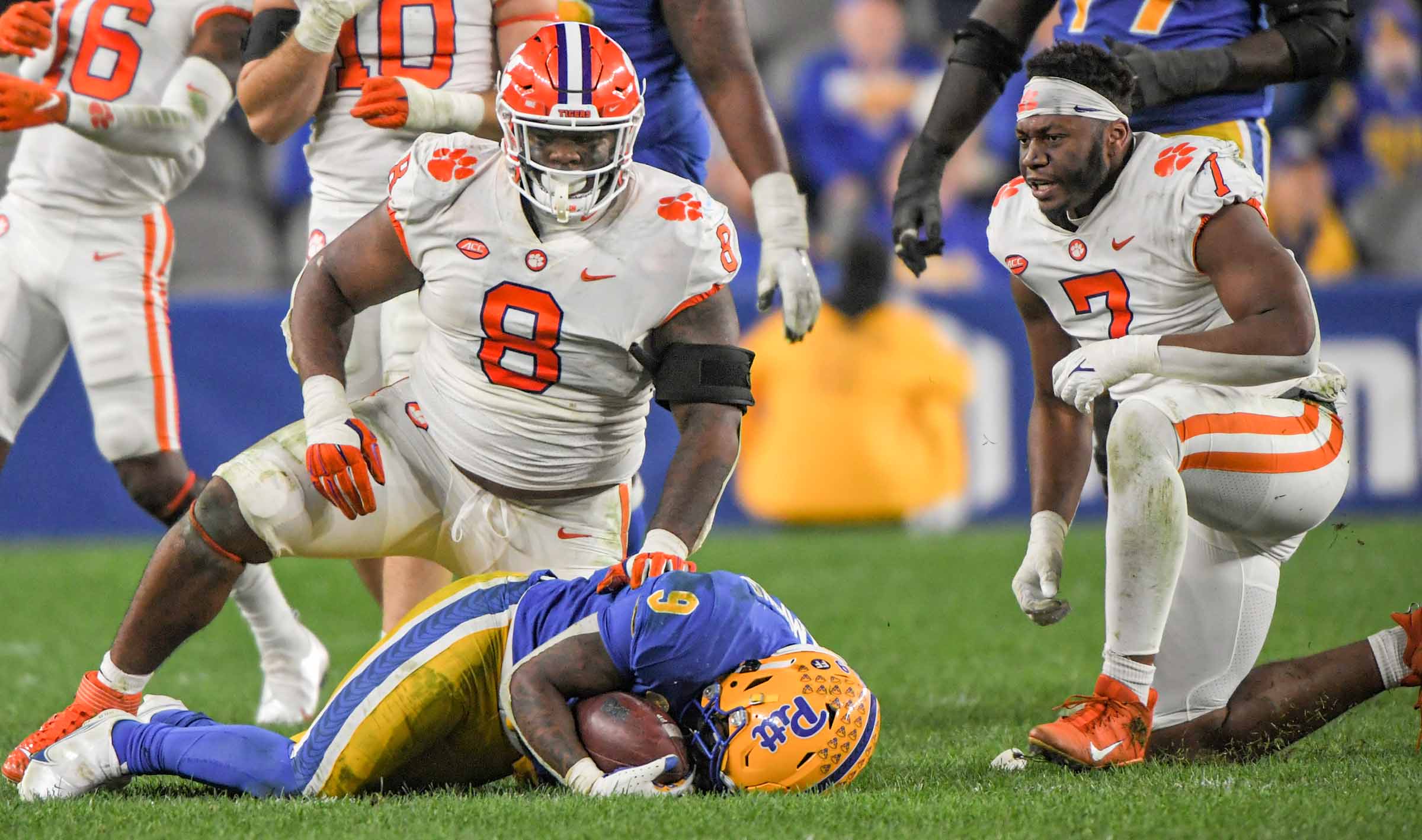 Injuries finally too much for Clemson lineman Tre Williams to overcome