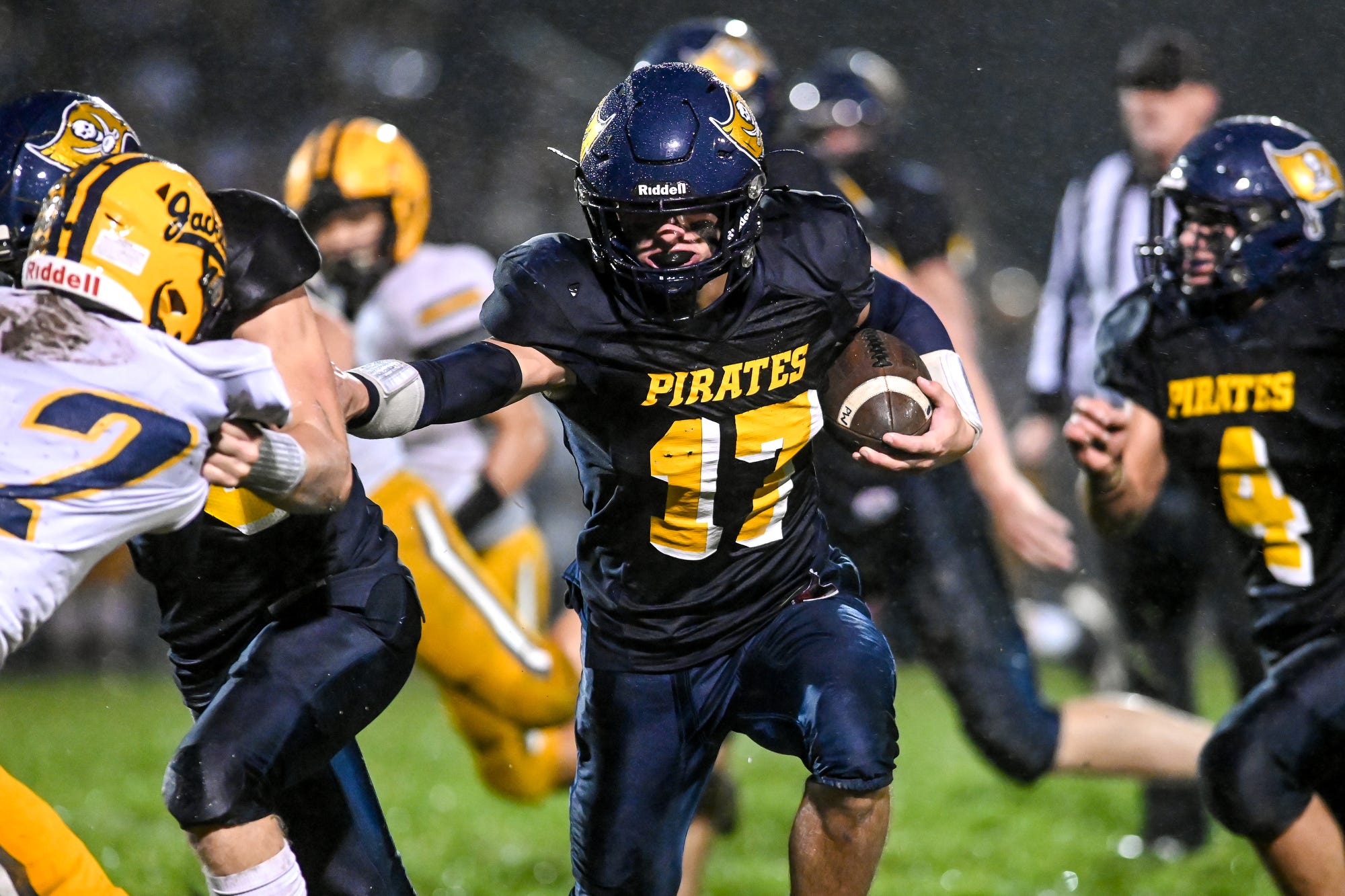 Football roundup: Pewamo-Westphalia, Corunna win district titles