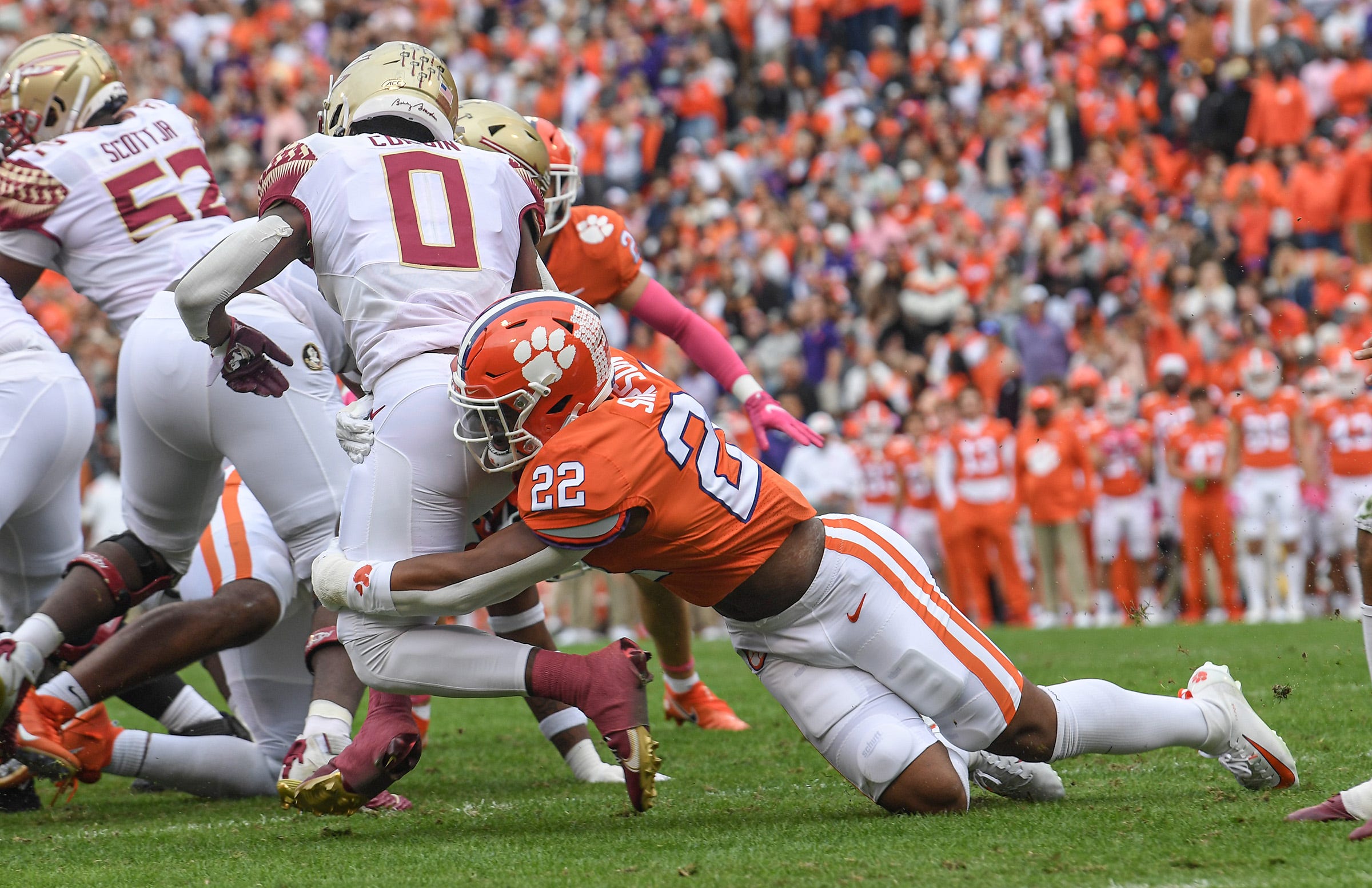 Clemson football coach Dabo Swinney hoping for 'tag-team' linebackers