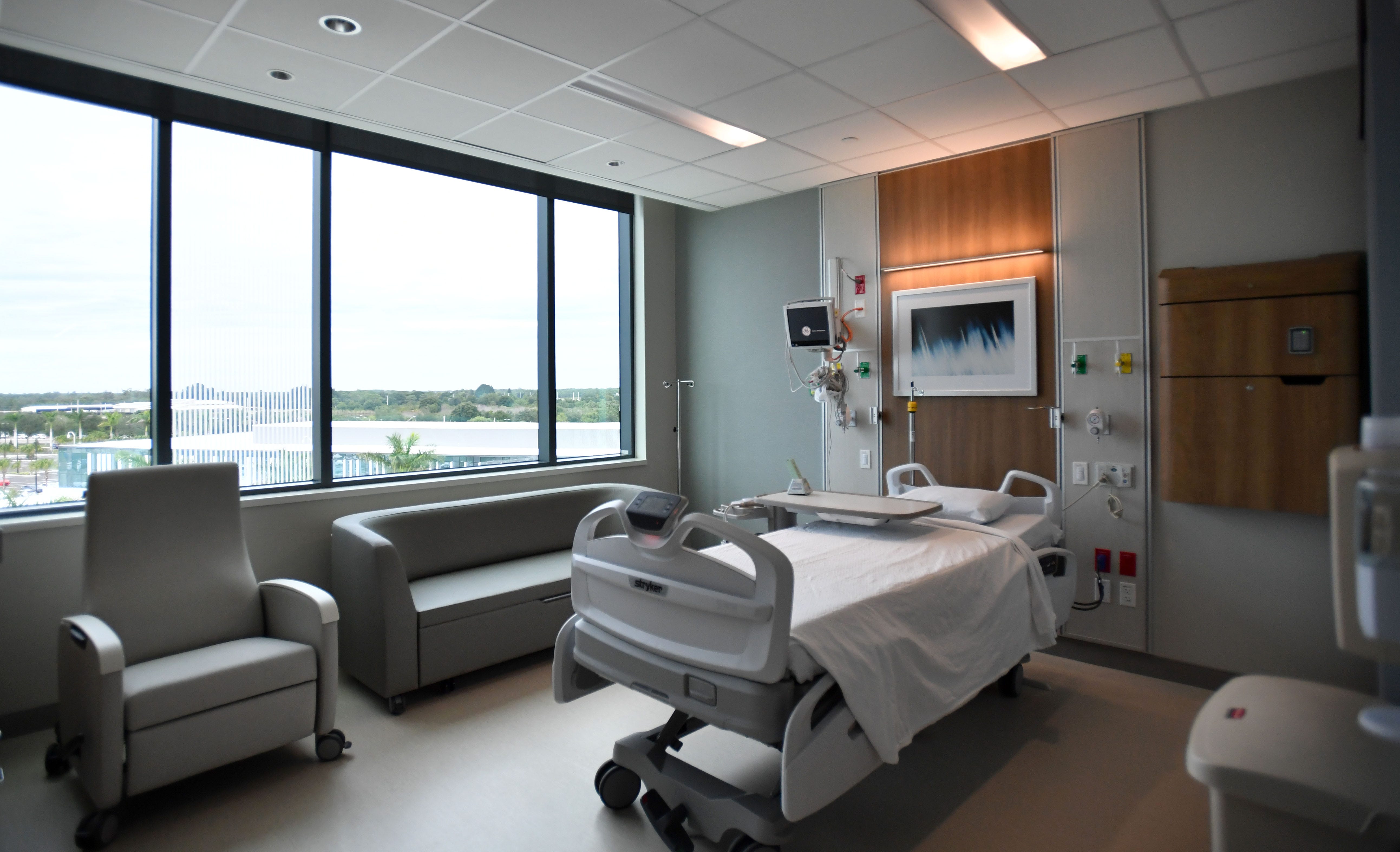 Sarasota Memorial Hospital Venice campus fulfills artistic vision