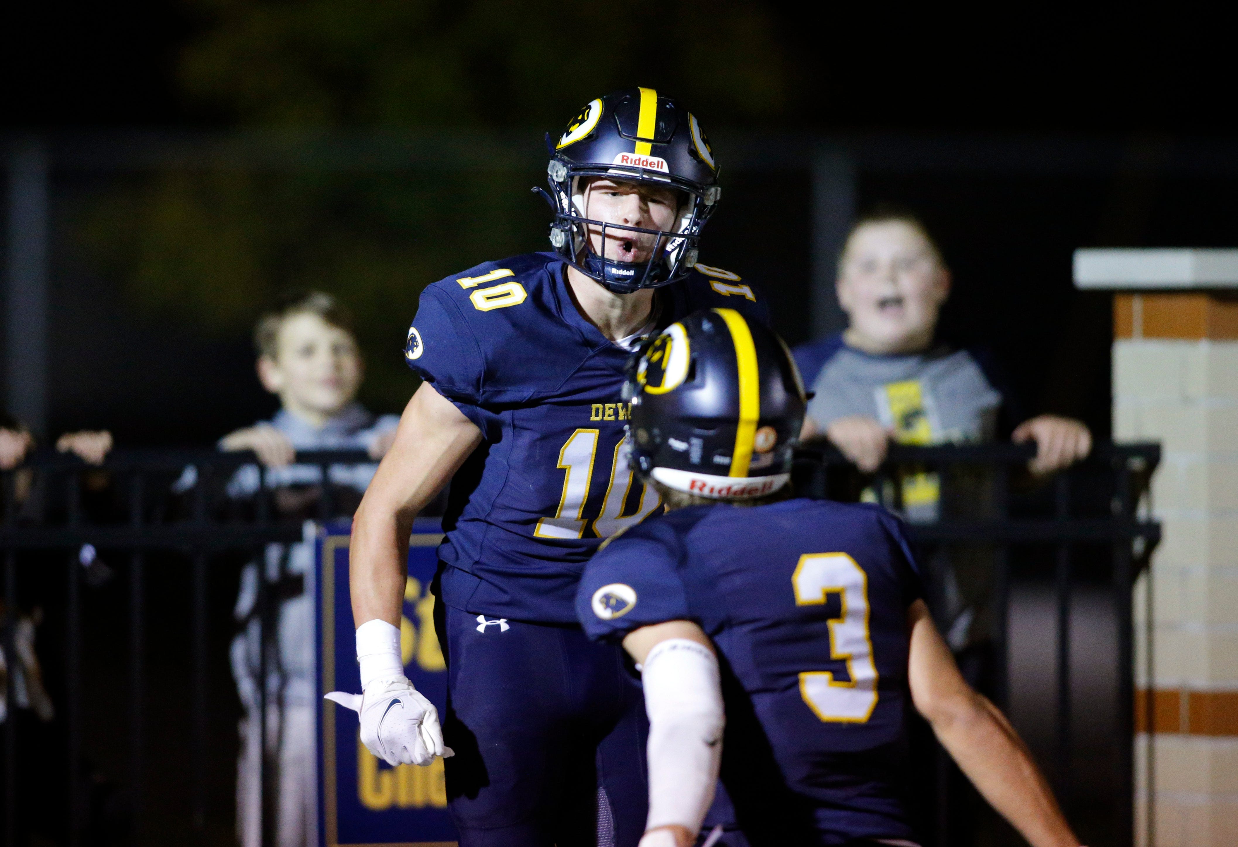 DeWitt star duo leads Panthers past Mount Pleasant for district title