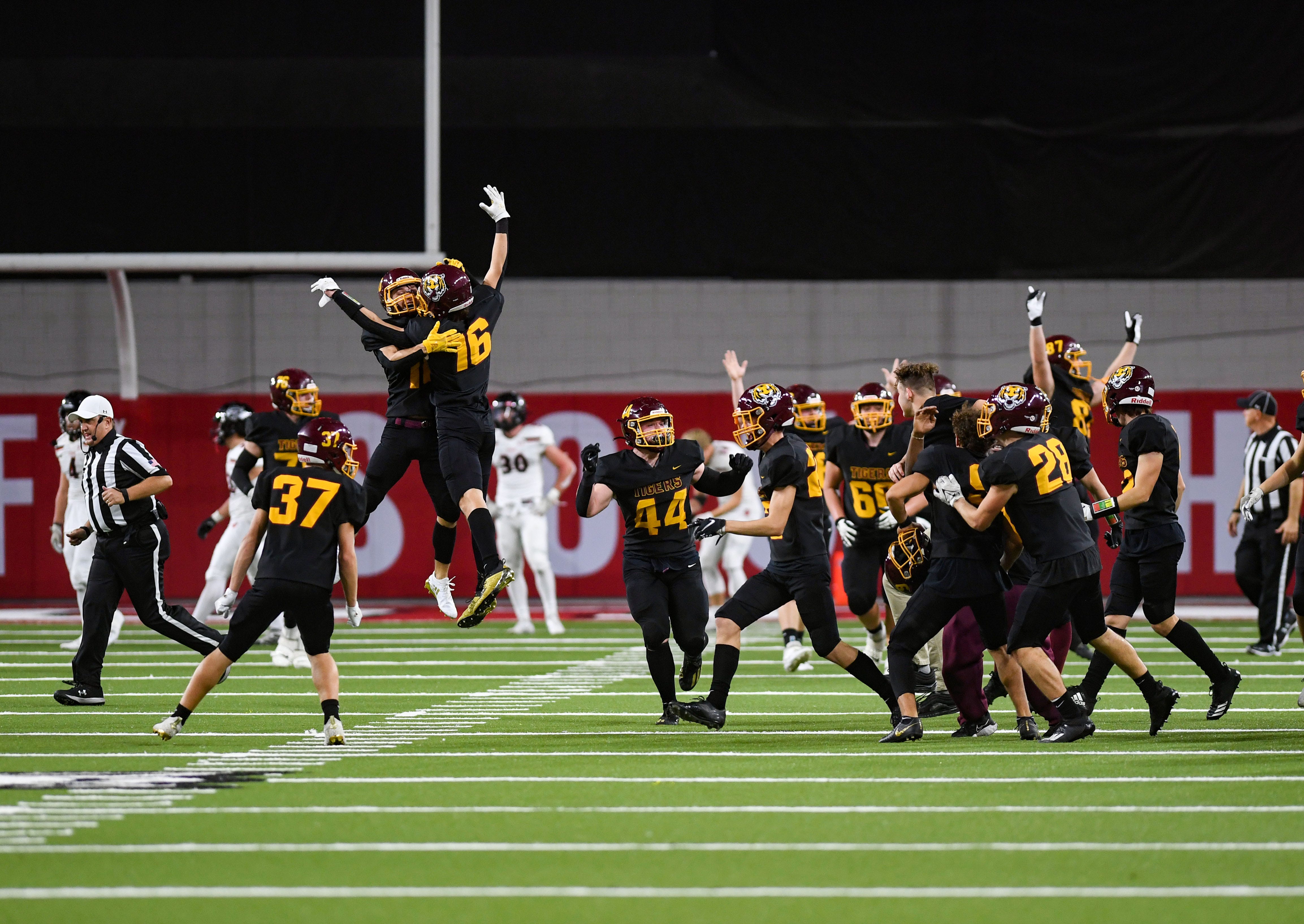 While Jacob Knuth and Gavin Ross carried Harrisburg, defense dominated ...