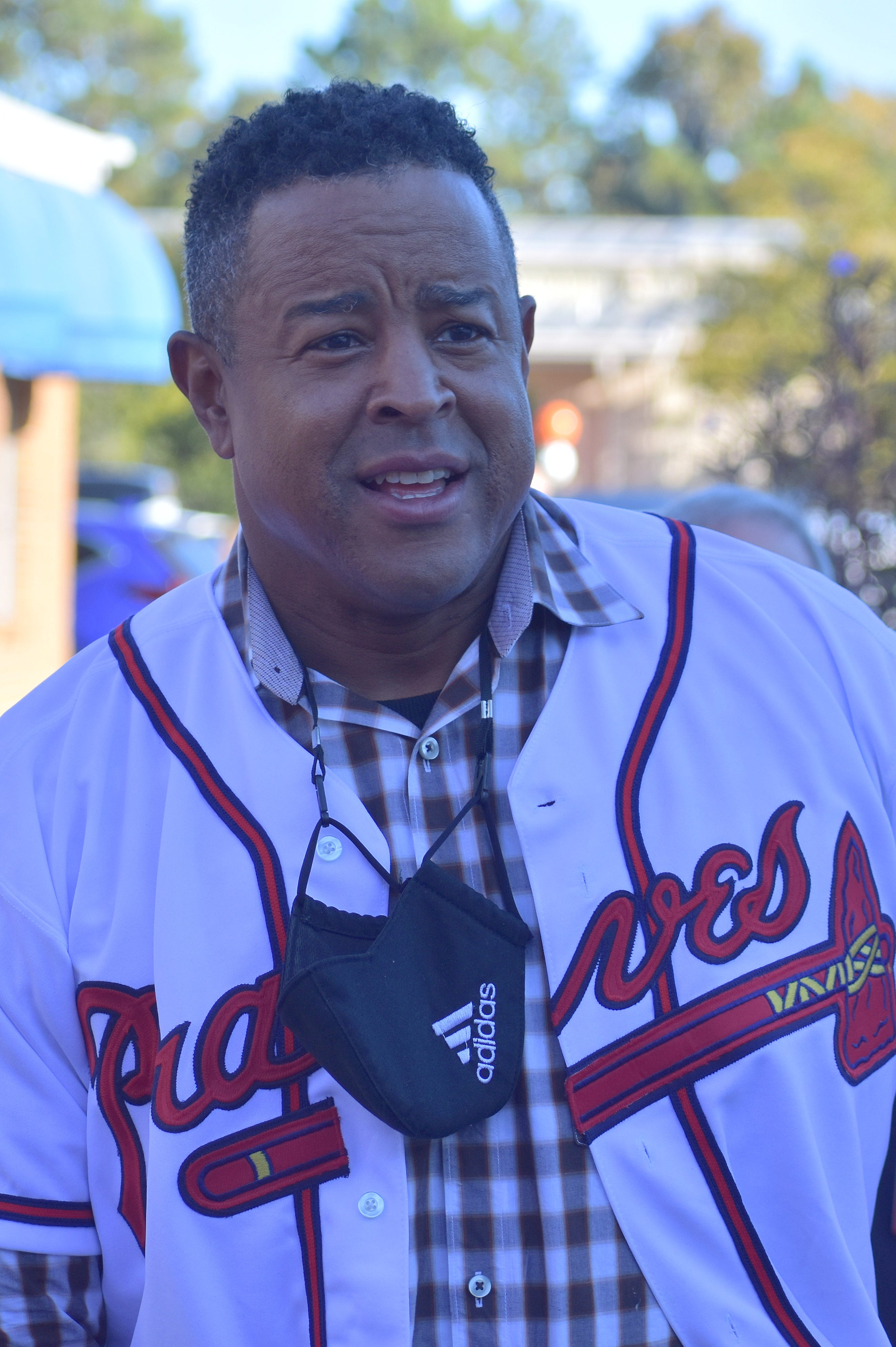 Brian Jordan, former Braves and Falcons player, emphasizes reading