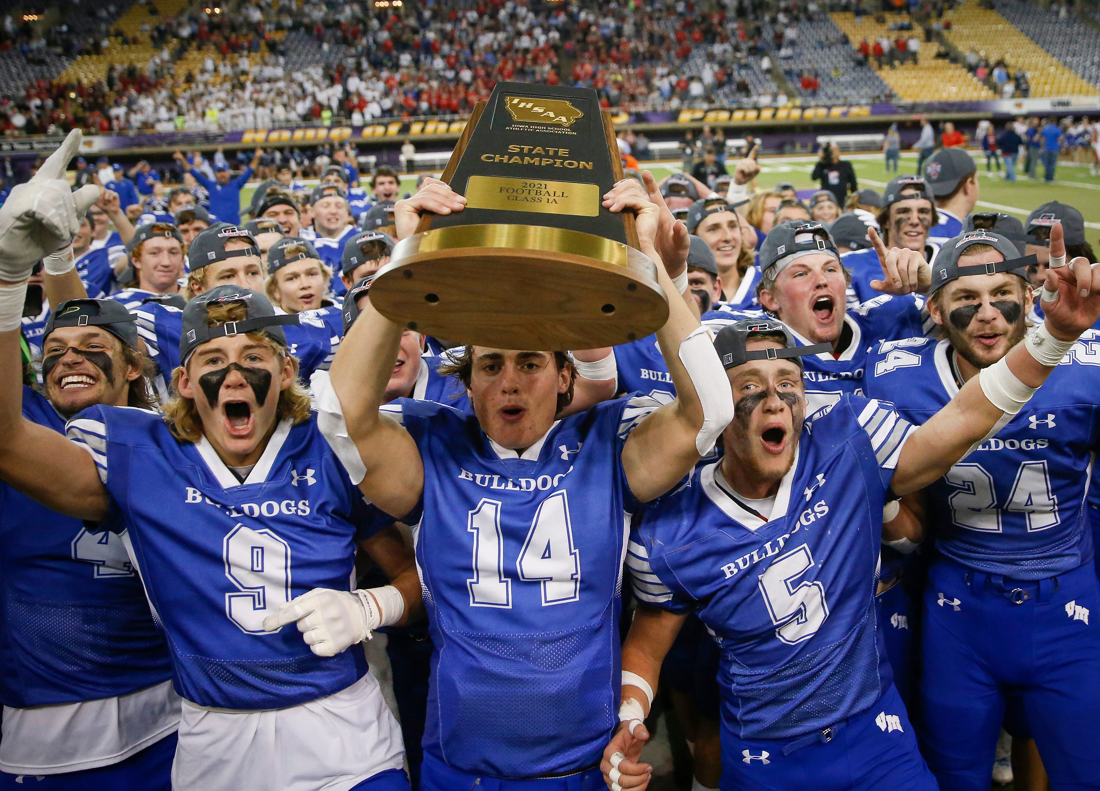 Van Meter tops West Sioux to win Class 1A state football championship