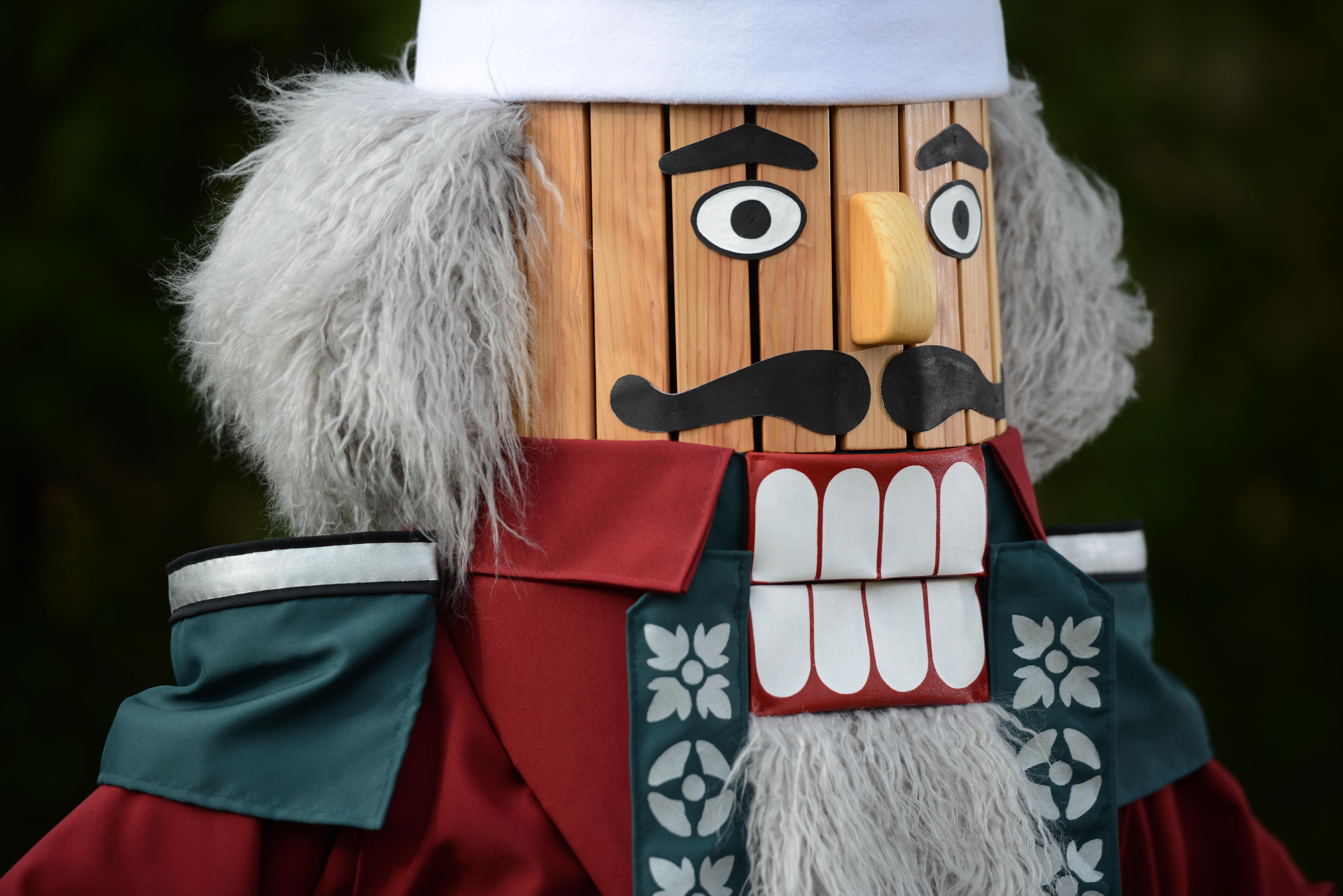 7-foot working Nutcracker costume becomes yearlong pandemic project