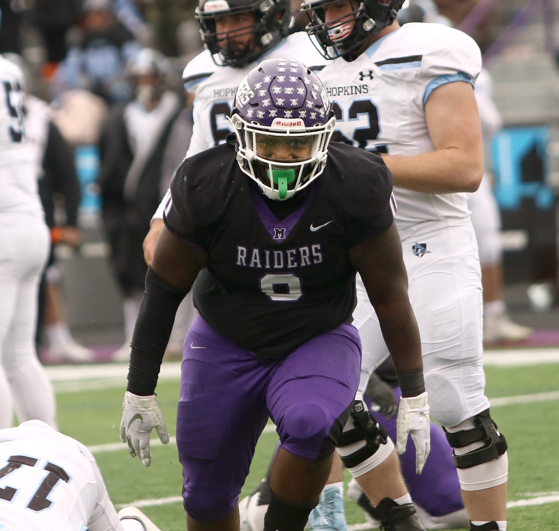 Mount Union football hammers out win to return to quarterfinals