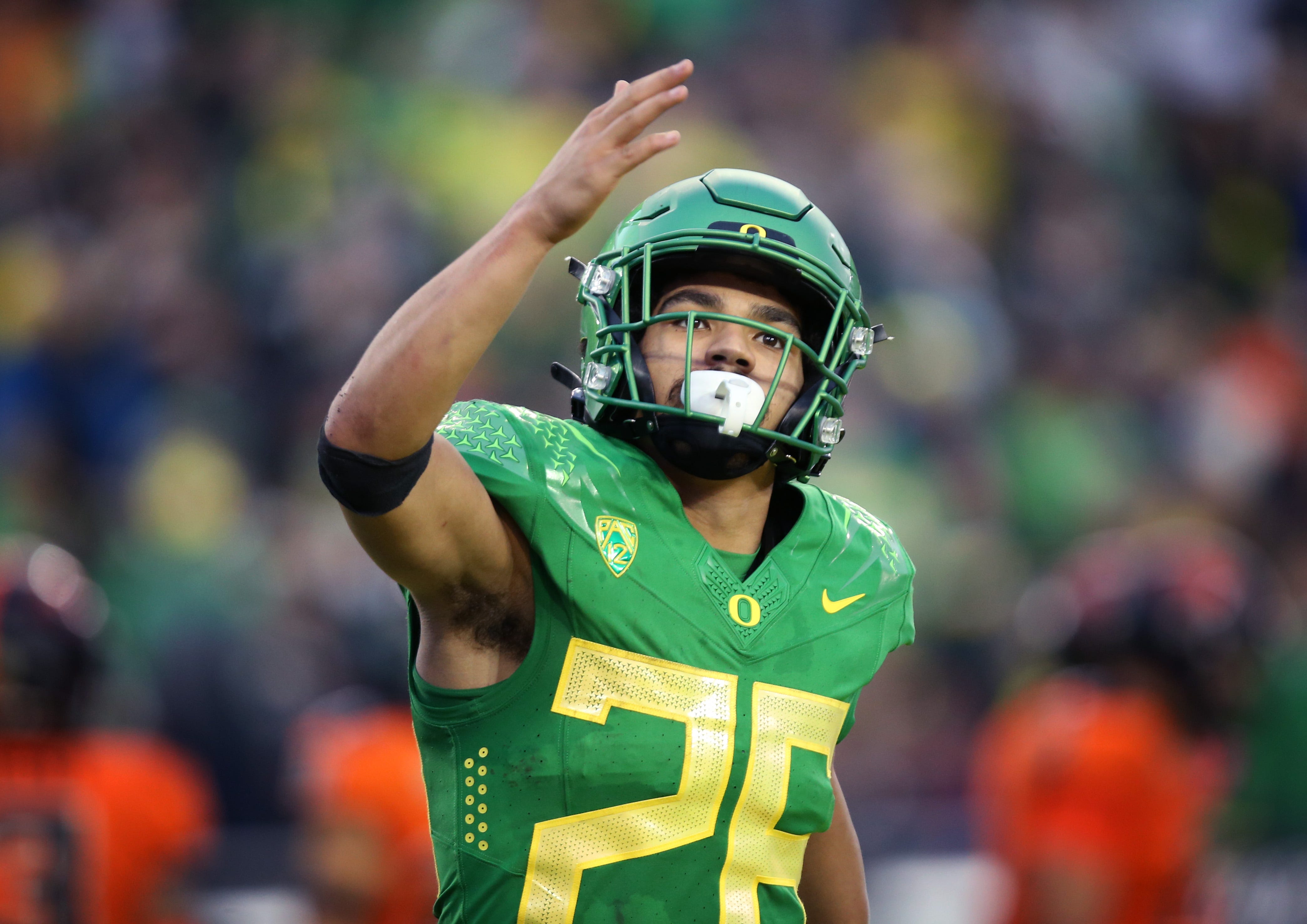 Reports: Oregon running back Travis Dye has entered transfer portal