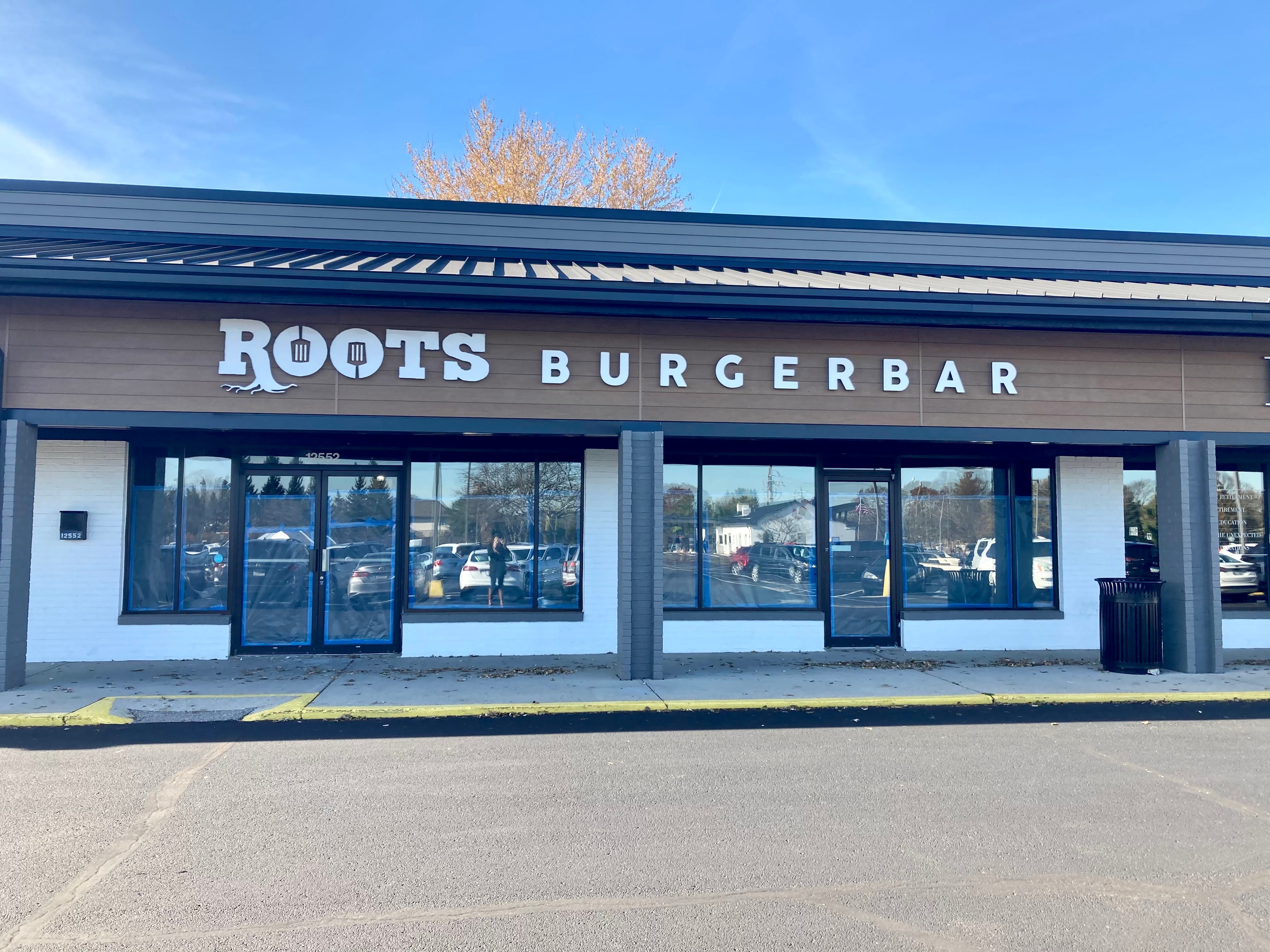 Scotty's Brewhouse founder opening Roots Burger Bar