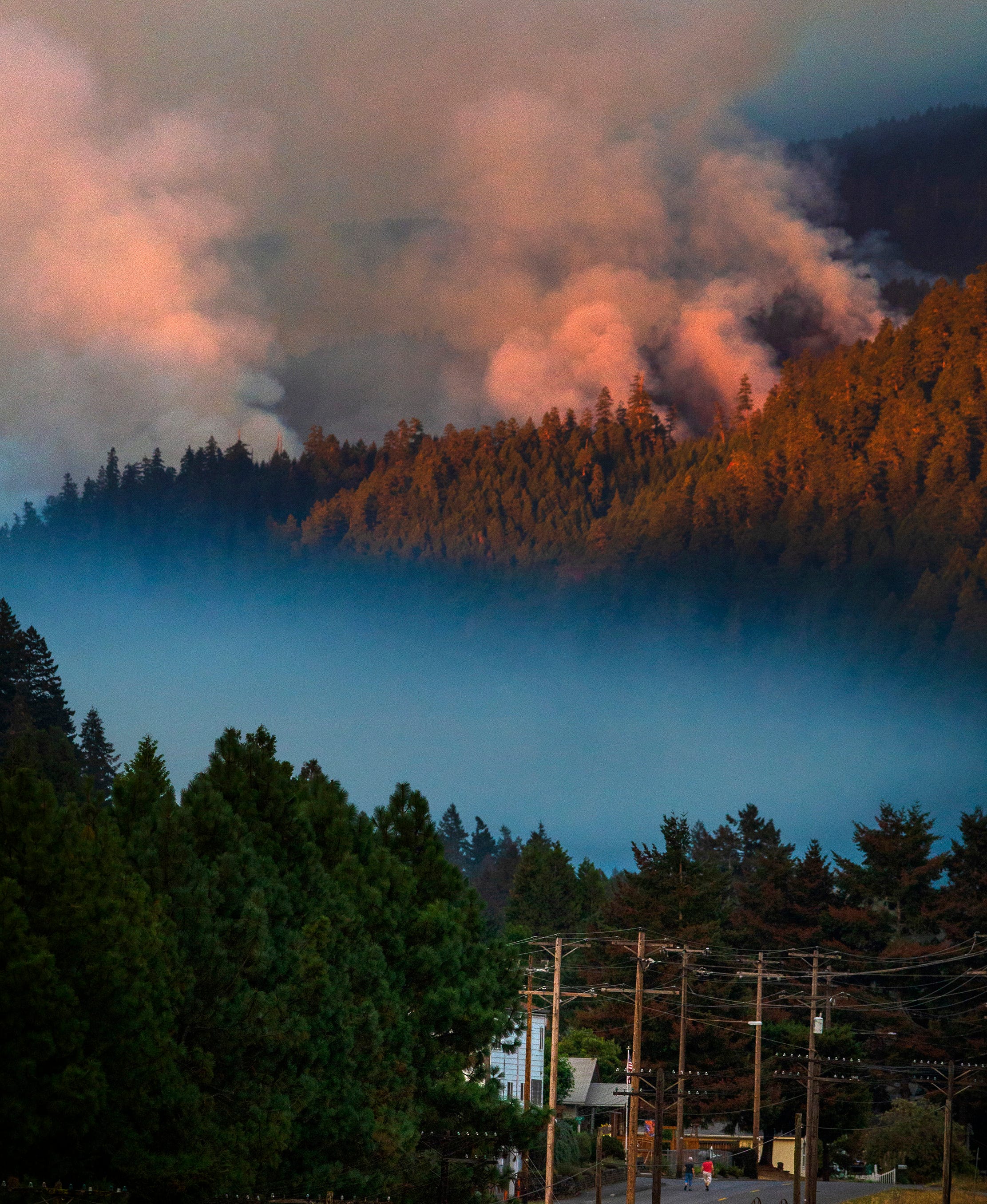 Oregon wildfires: Group will use funds to reduce fire risk, fuels