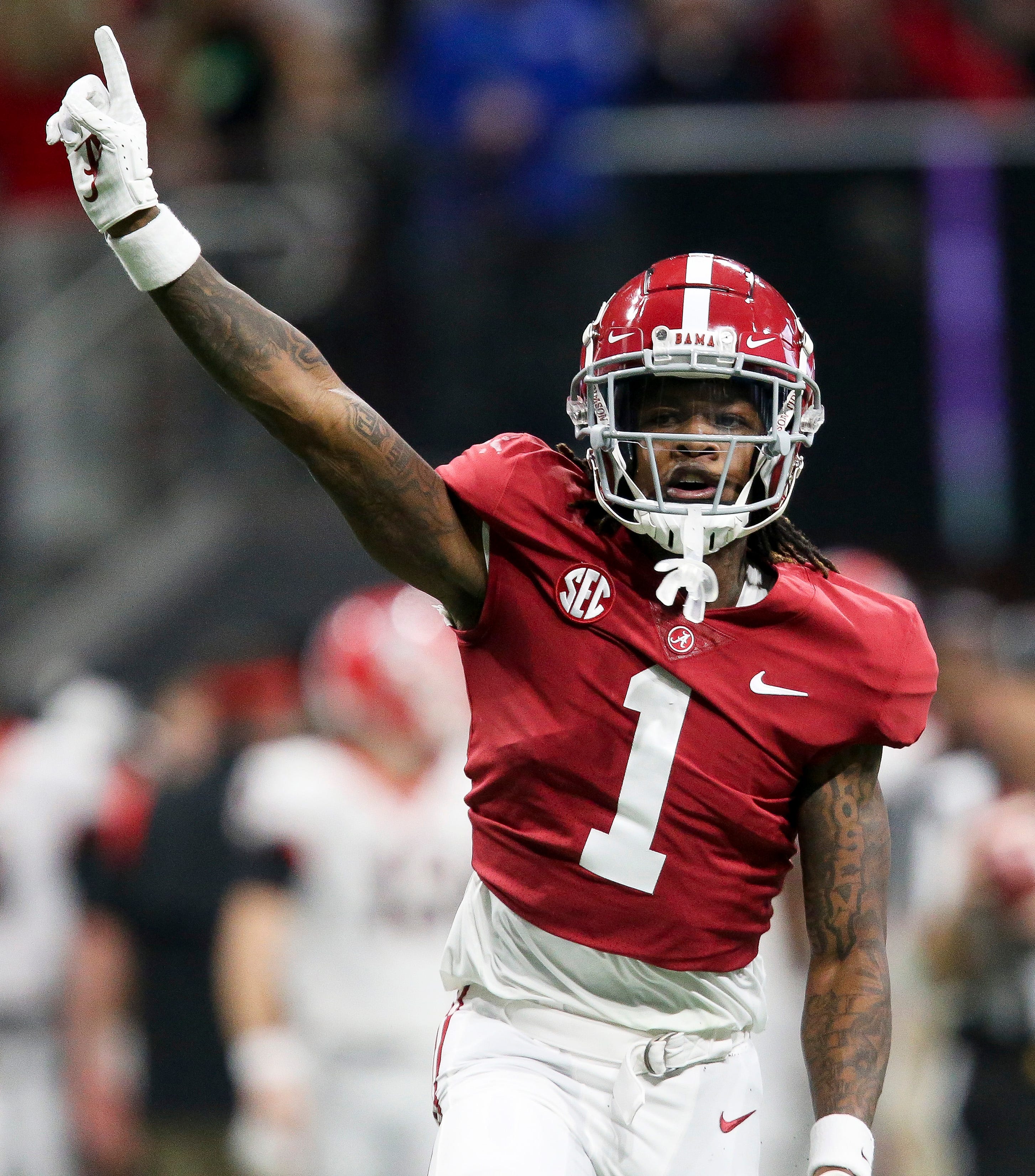 Watch Alabama's Jameson Williams score 67-yard TD in SEC Championship
