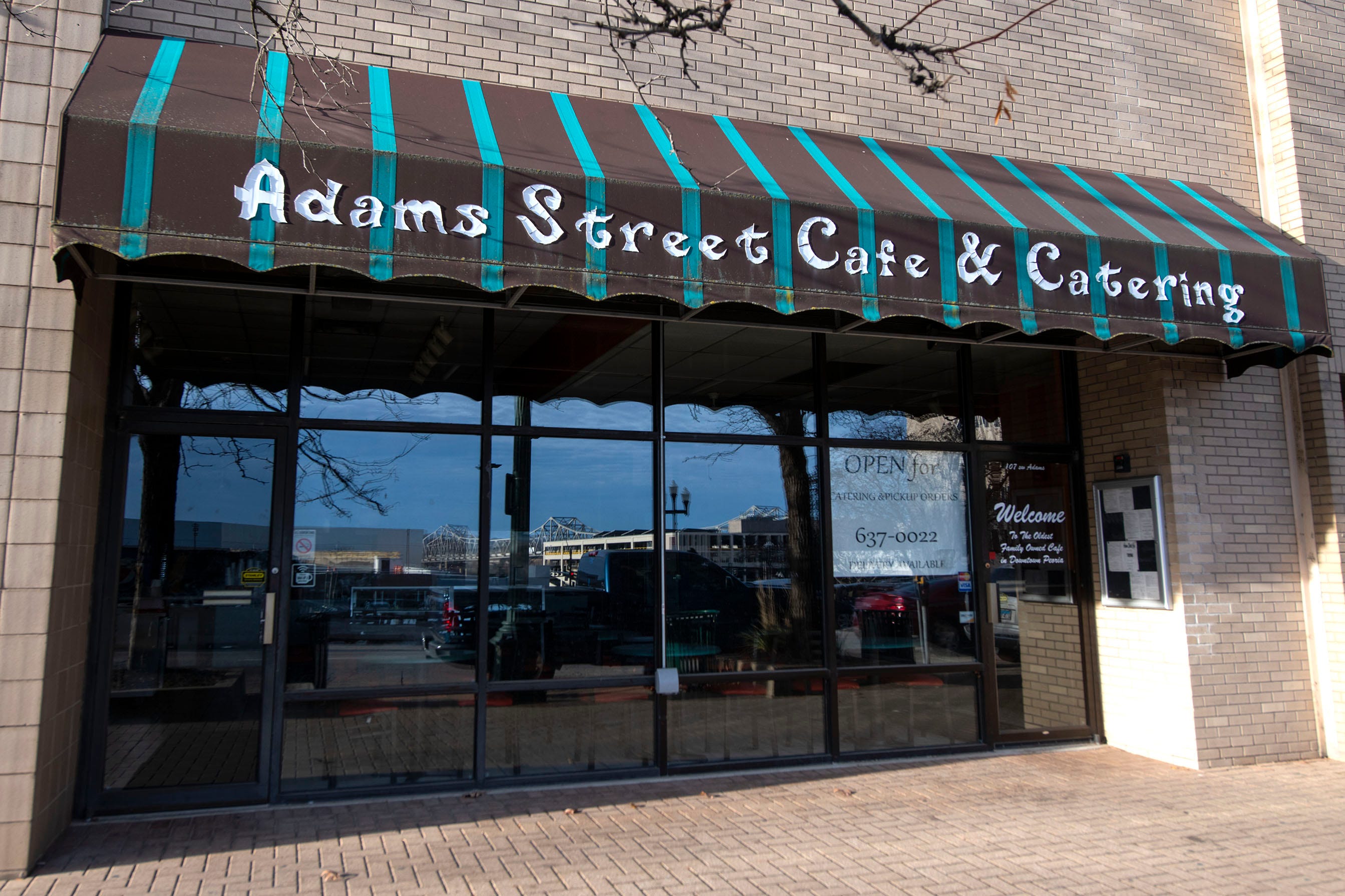 Adams Street Cafe is for sale as Downtown Peoria business stays slow