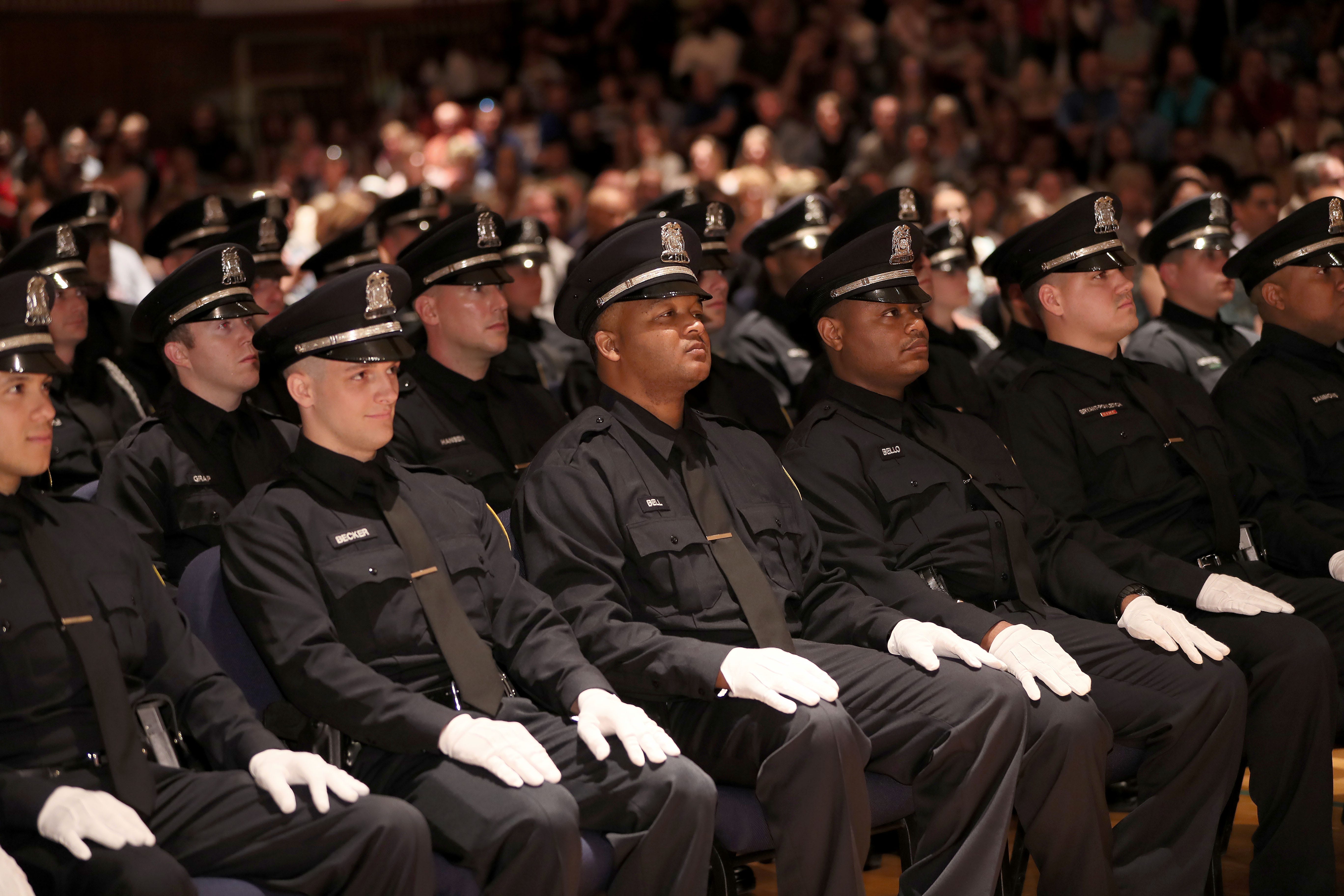 Milwaukee Police Department registers for officer intervention program