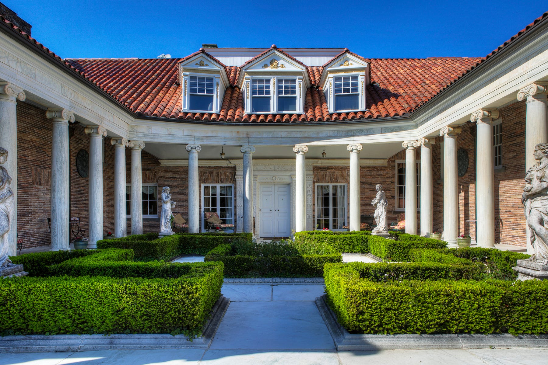 Newport, RI, luxury real estate: Beacon Rock, 147 Harrison Ave., sold