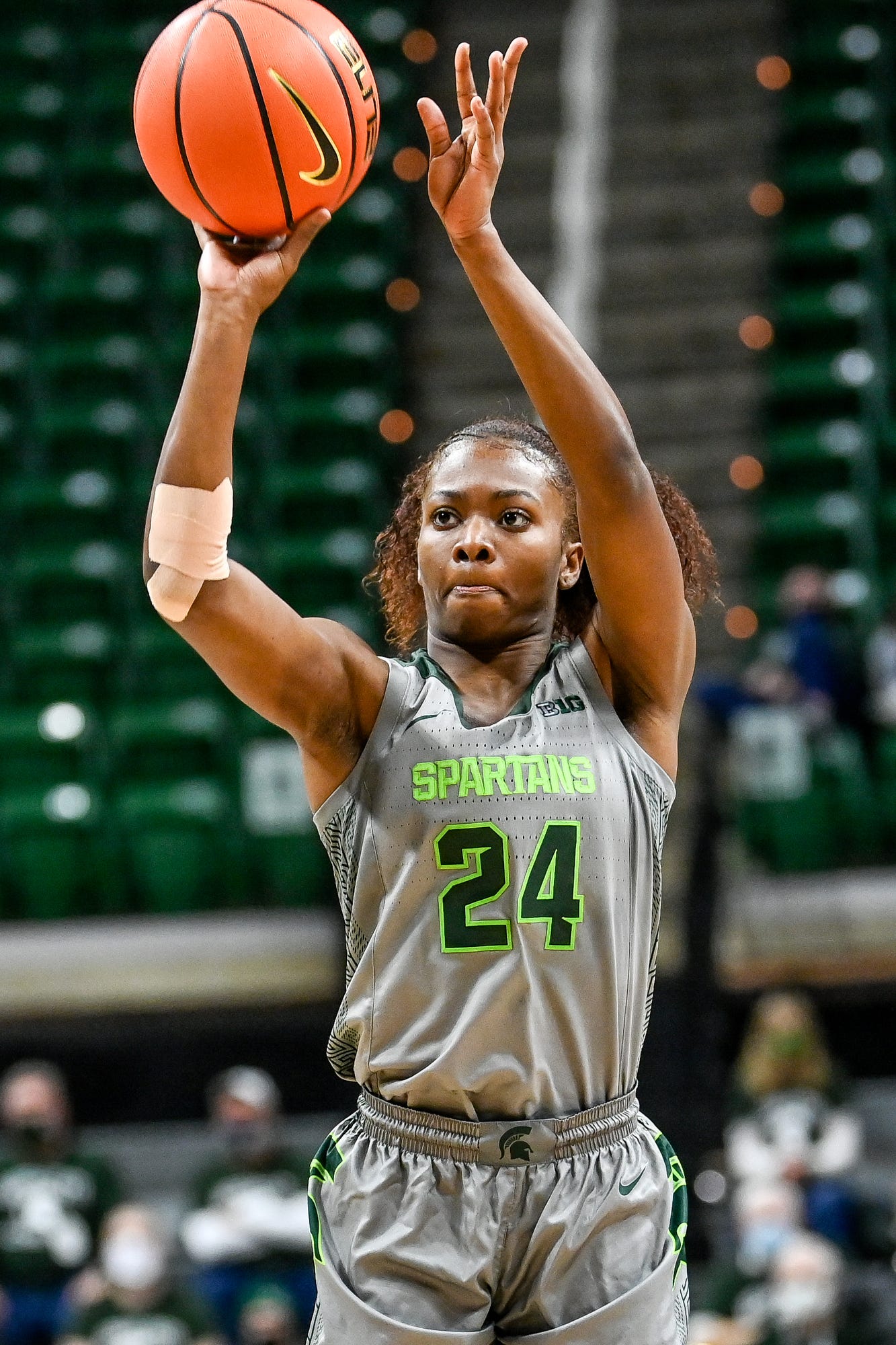 Michigan State women's basketballs Nia Clouden named AP All-American