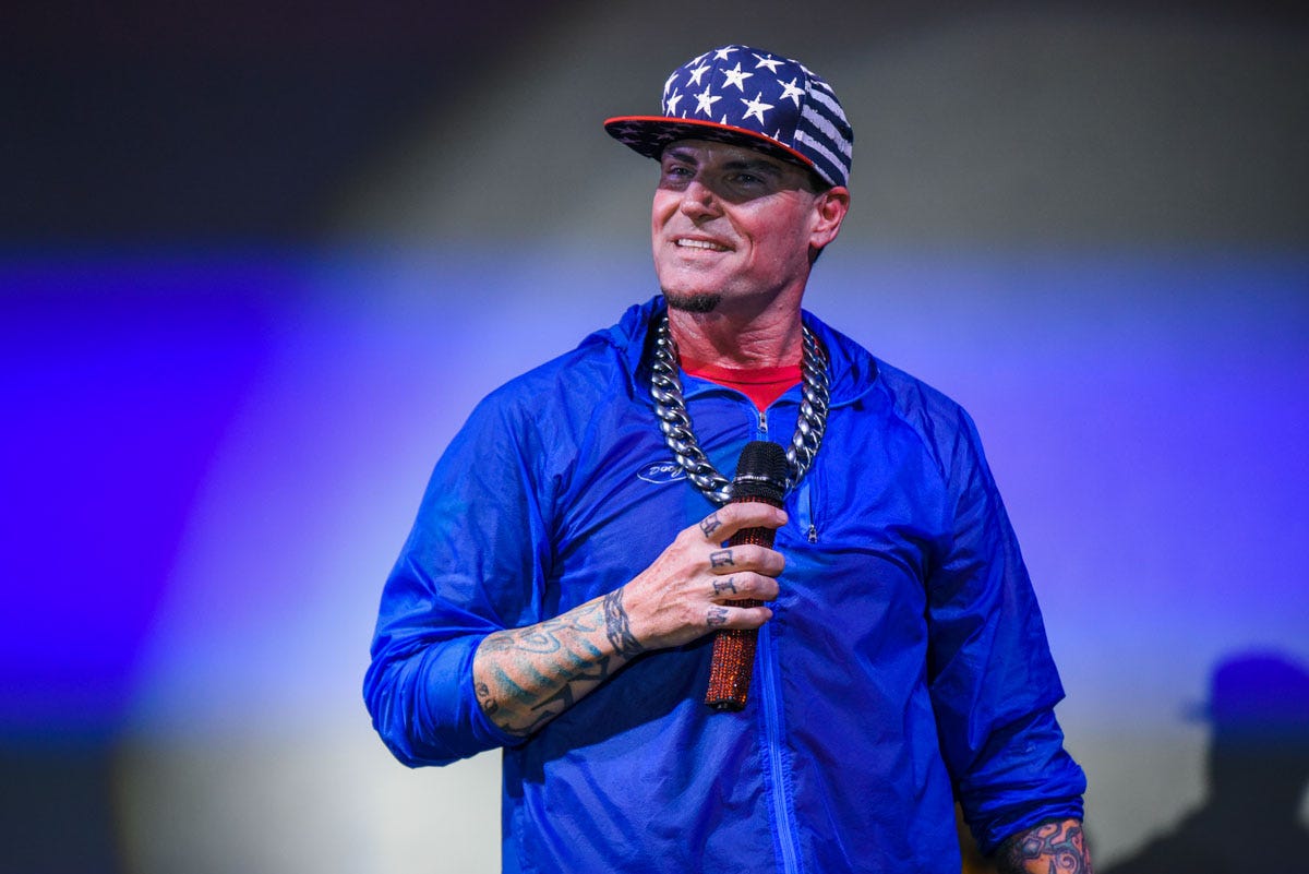 Wellington: Celebrity, rapper Vanilla Ice performs 'Ice Ice Baby'