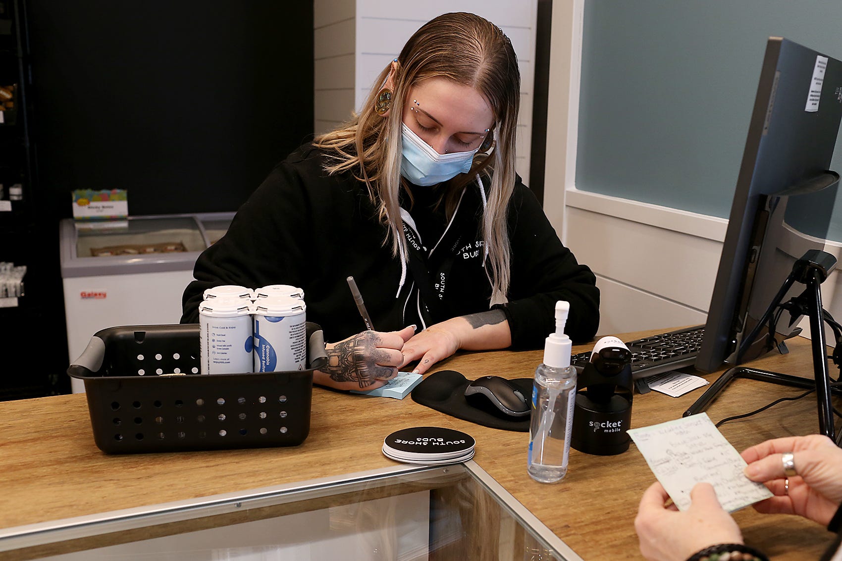 Marijuana delivery service Bud Bus to open Quincy warehouse 2022