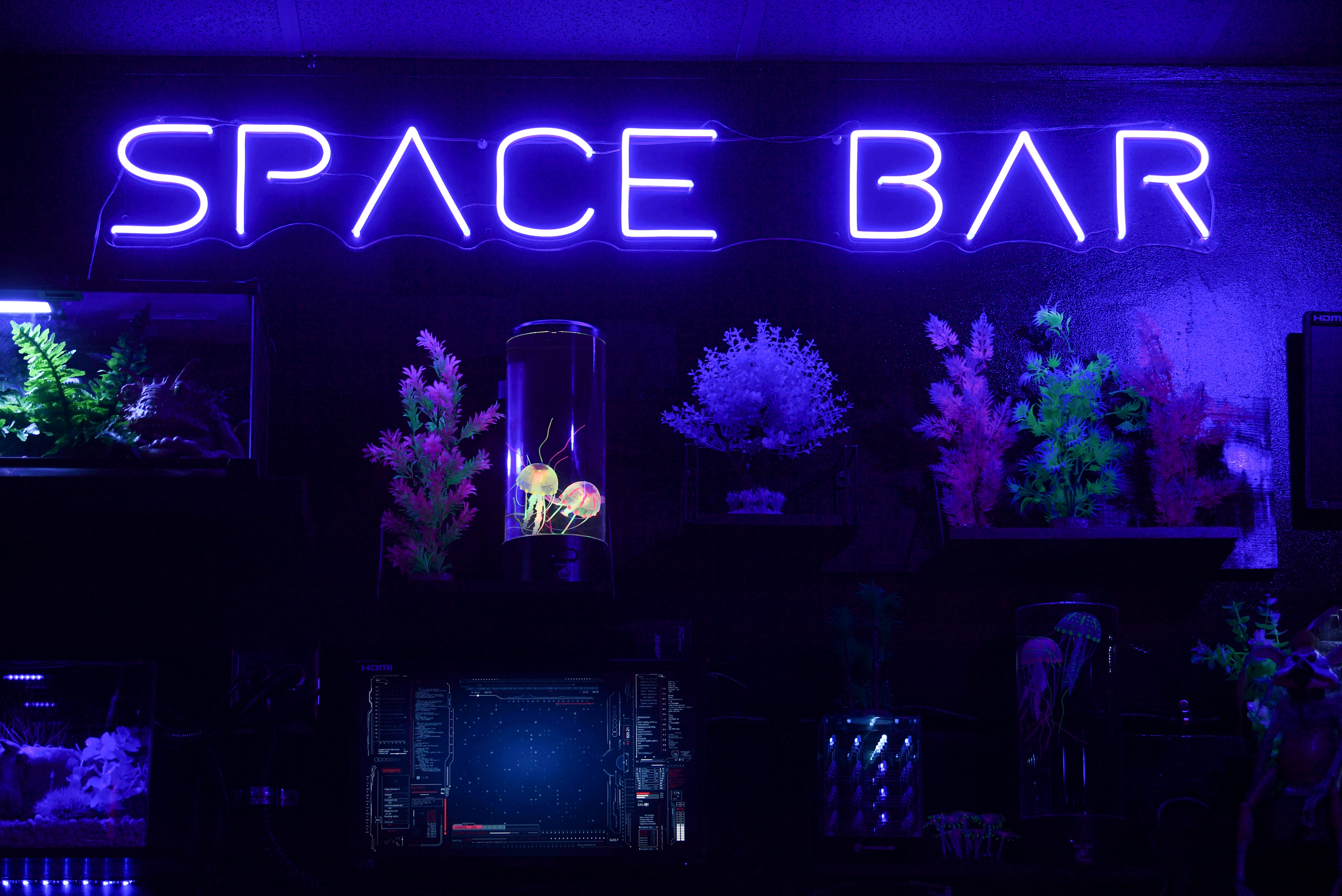 Space Bar by Token Game Tavern owners has 'funky' drinks for Knoxville