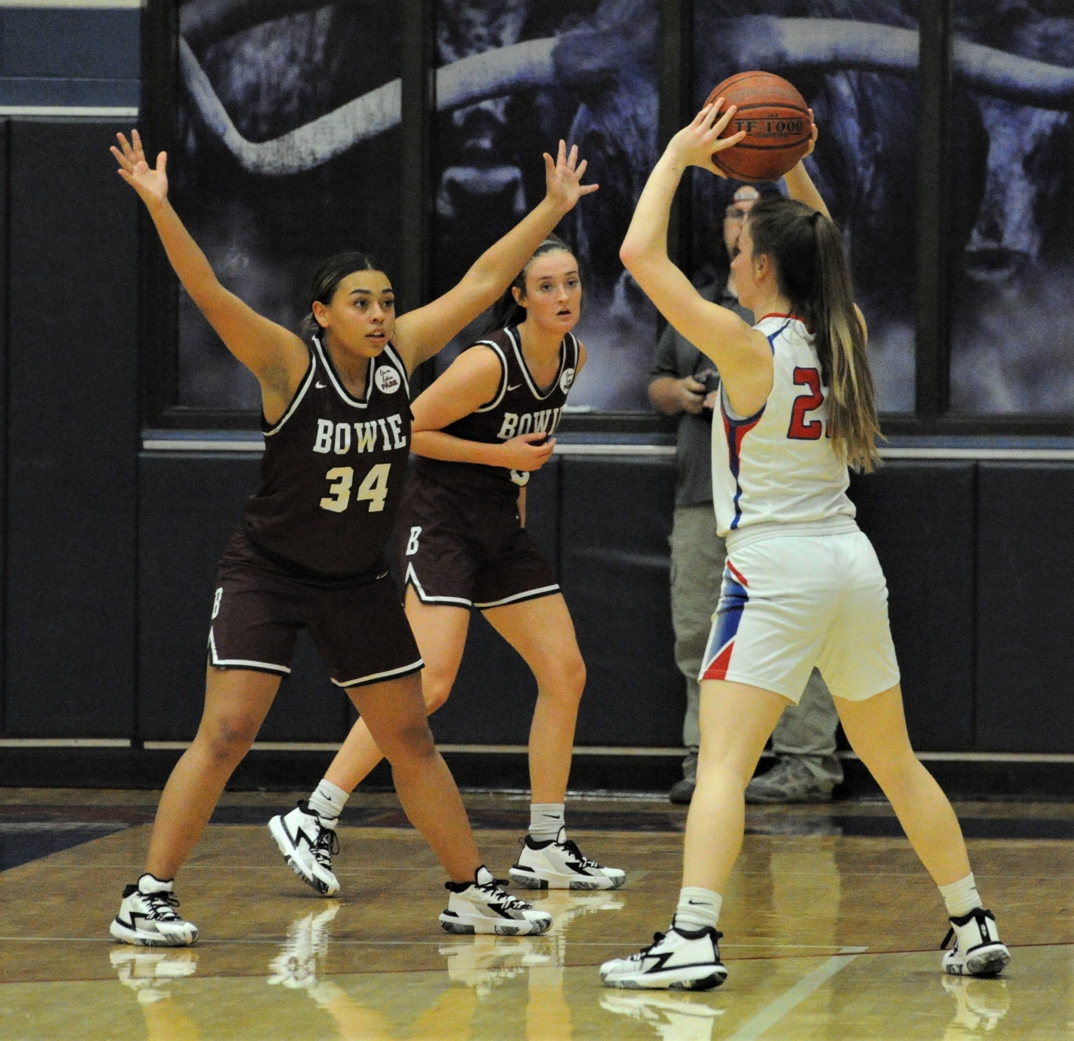 BASKETBALL ROUNDUP: Electra, Bellevue girls open district with wins