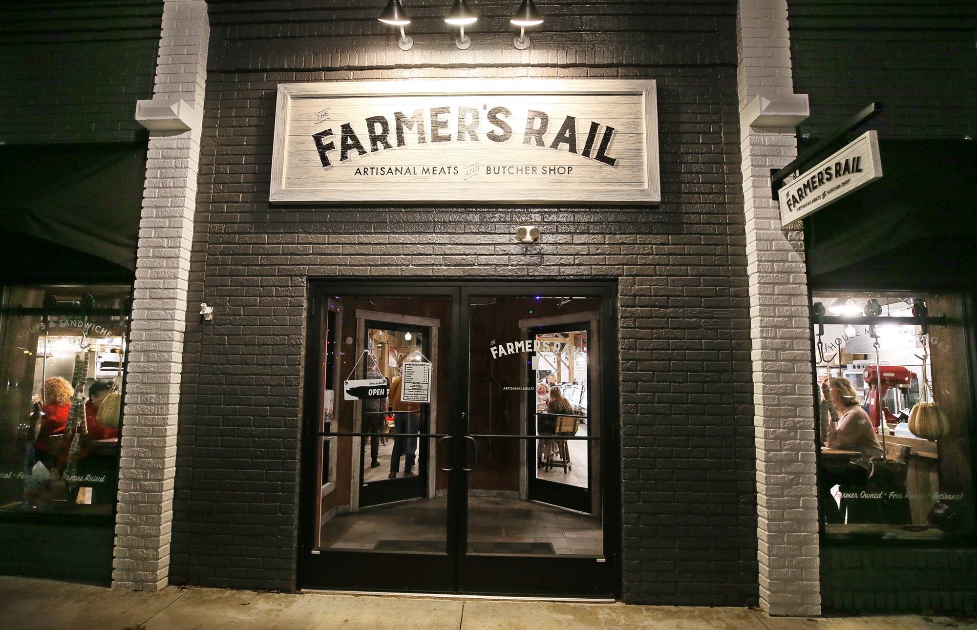 Farmer's Rail Hudson brings full-time kitchen on board