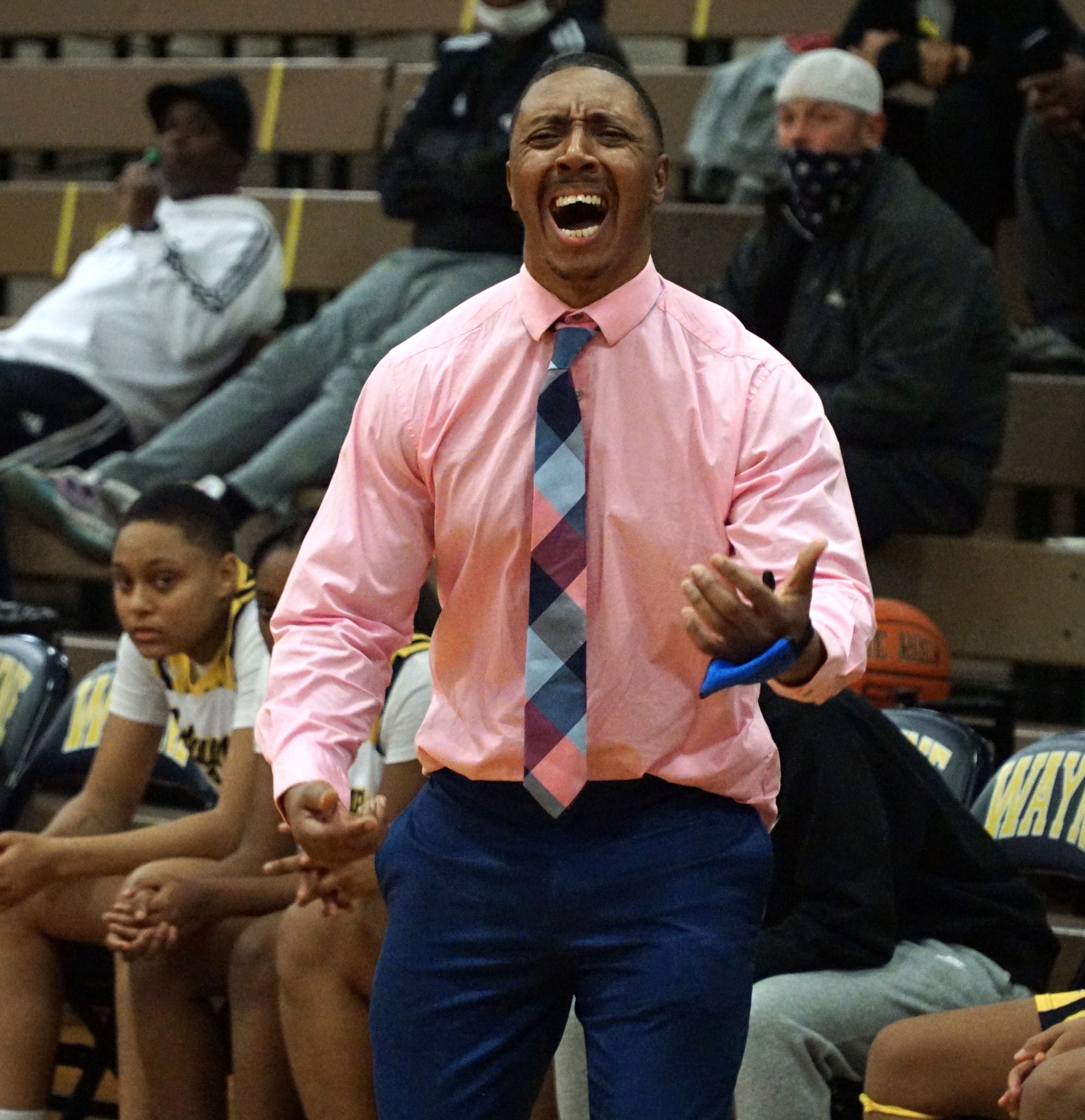 Wayne Memorial girls basketball beats Detroit Renaissance, 61-44