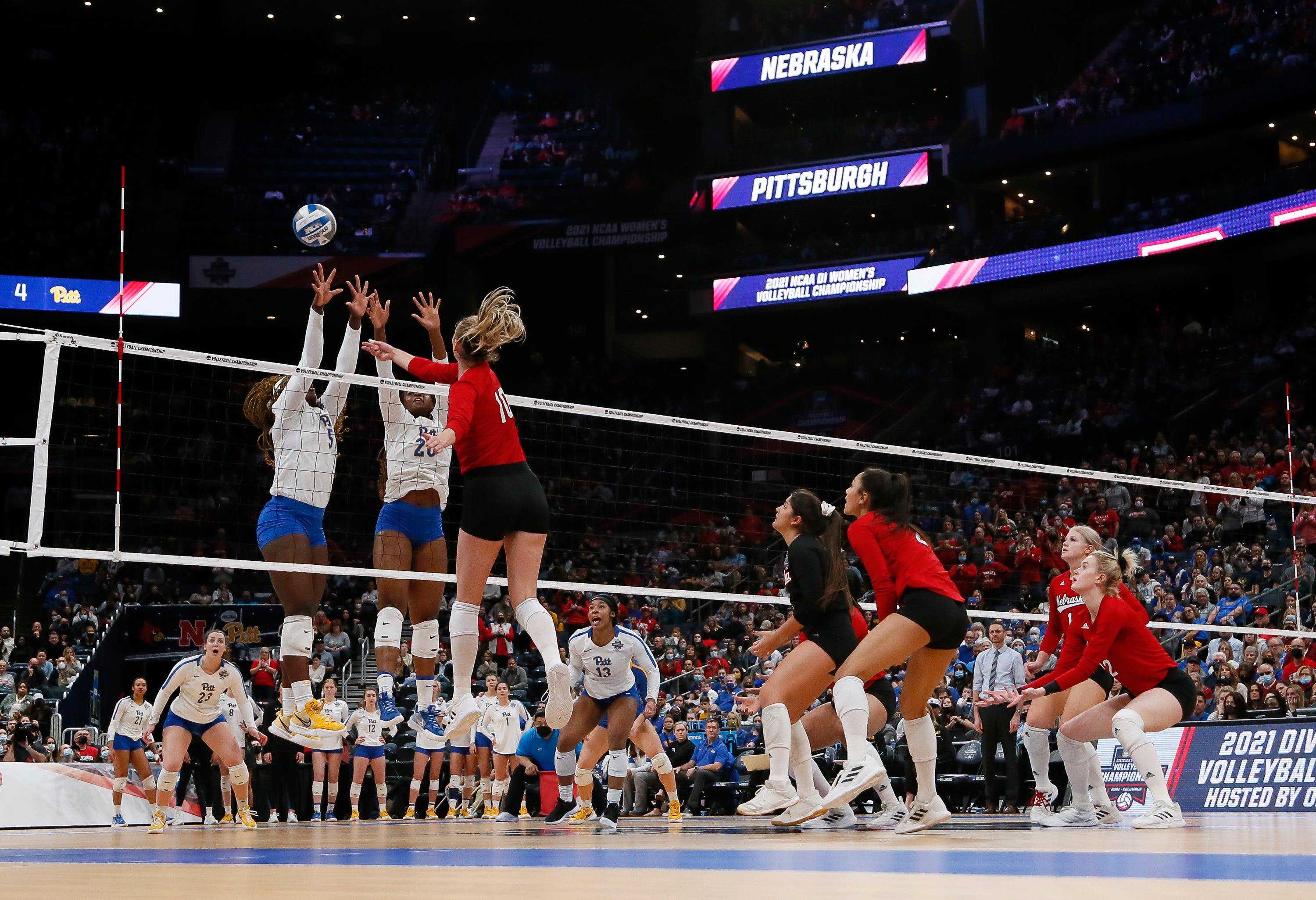 Takeaways: Biggest moments from NCAA volleyball final four