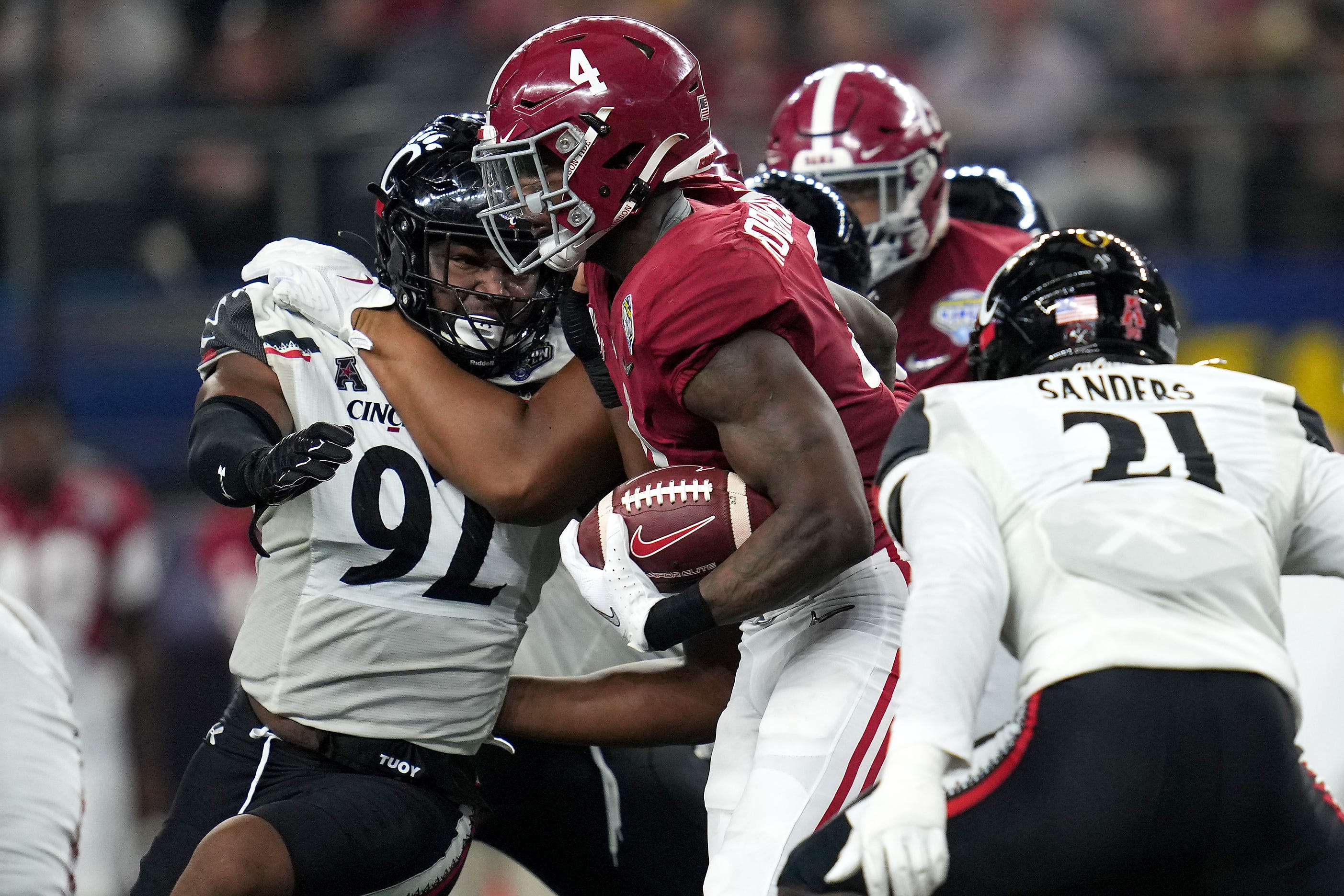 Cincinnati football season ends in beatdown by Alabama Crimson Tide