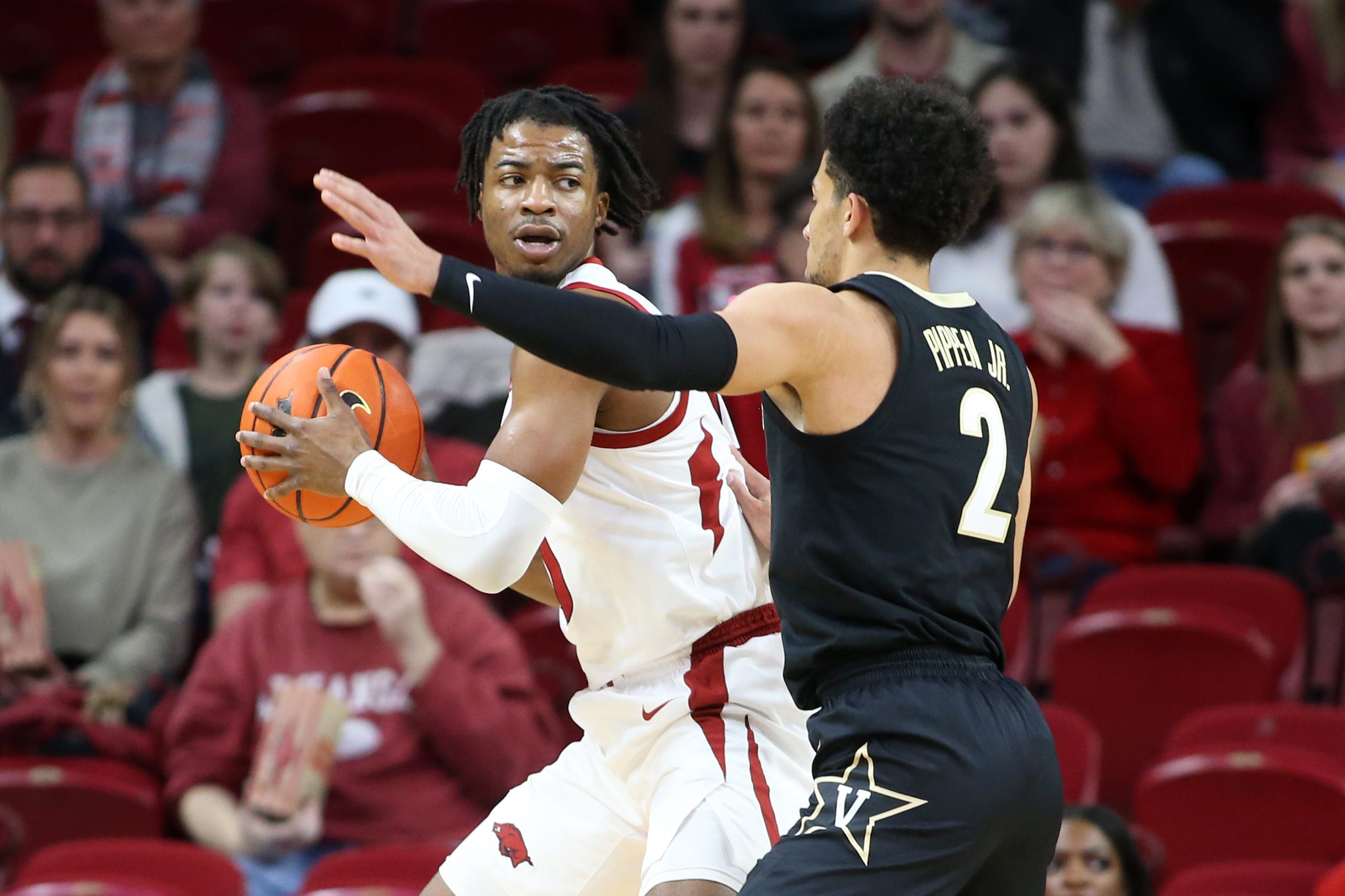 Arkansas men's basketball drops second SEC game to Vanderbilt 75-74