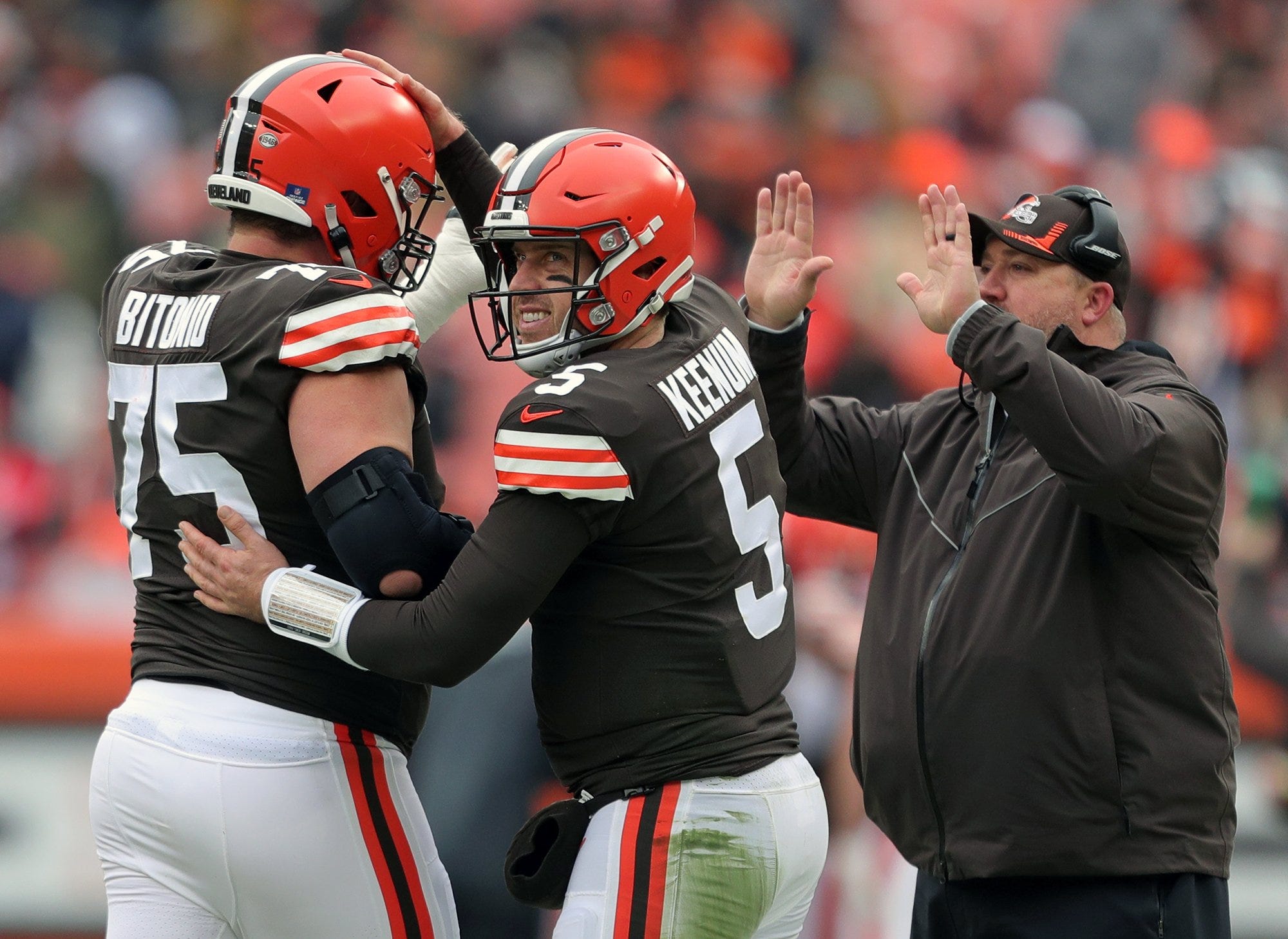 Doug Dieken signs off as Browns radio color man in win over Bengals