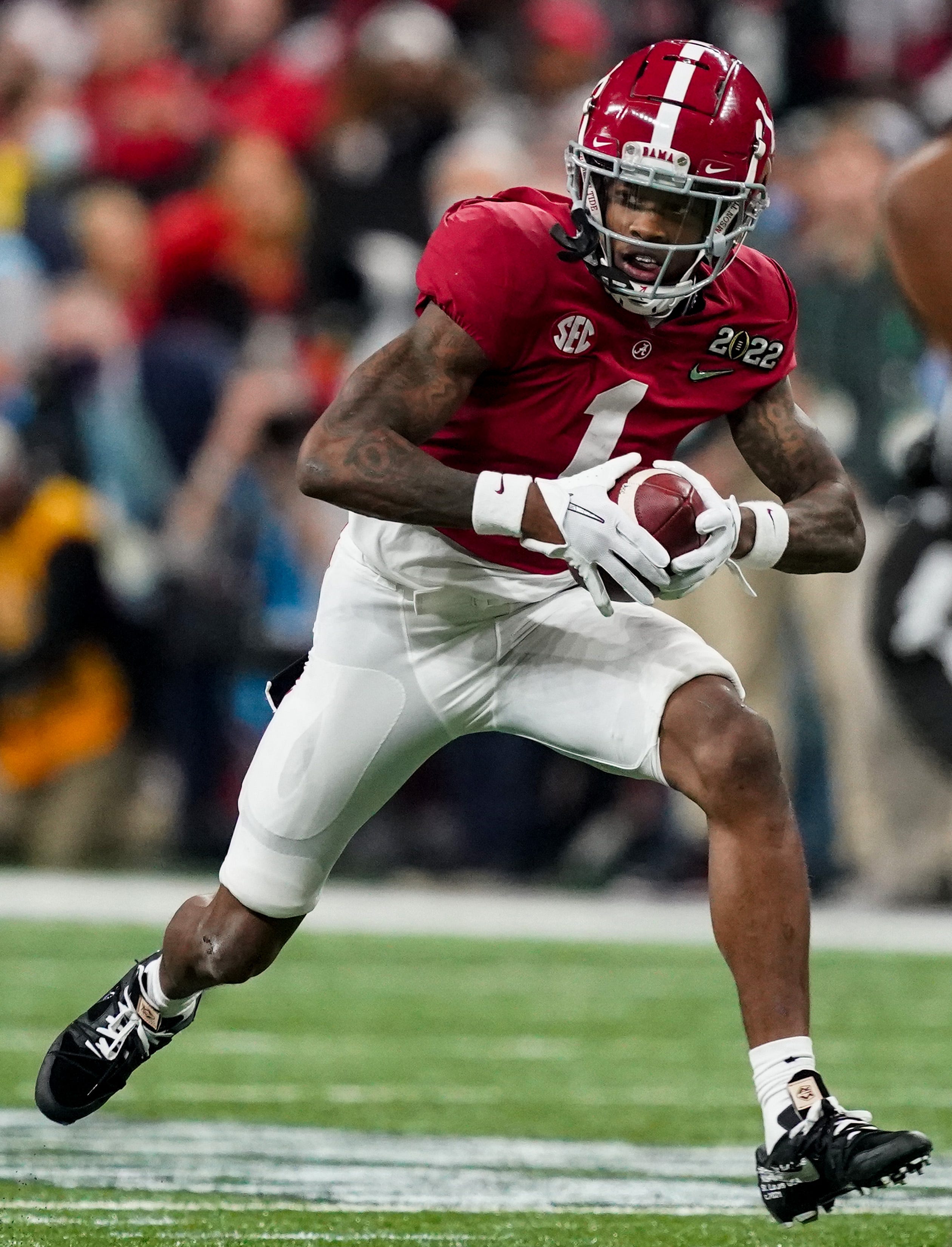 Alabama football receiver Jameson Williams tore ACL vs. Georgia