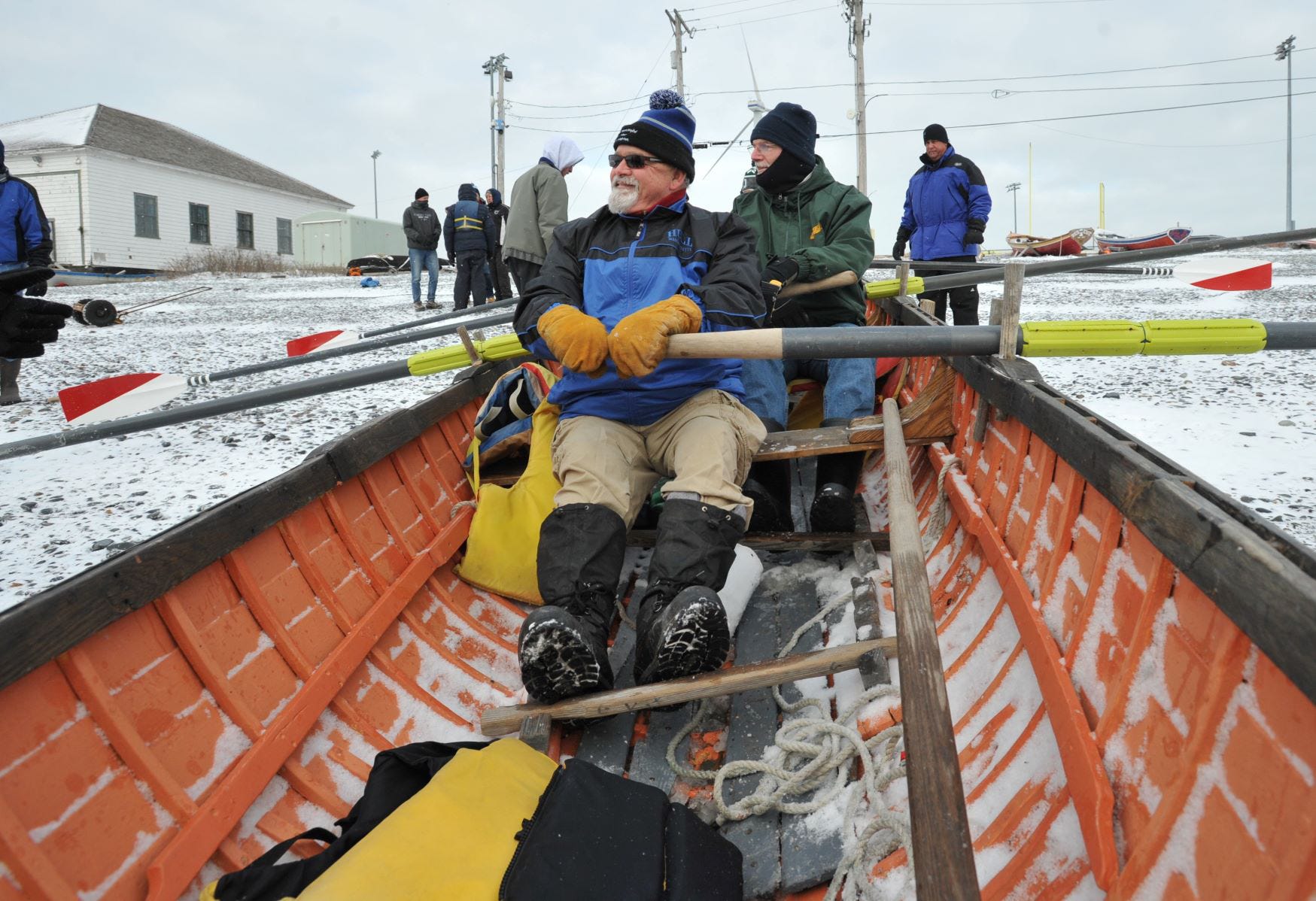 Hull Lifesaving Museum hosts veterans for rowing on snowy bay