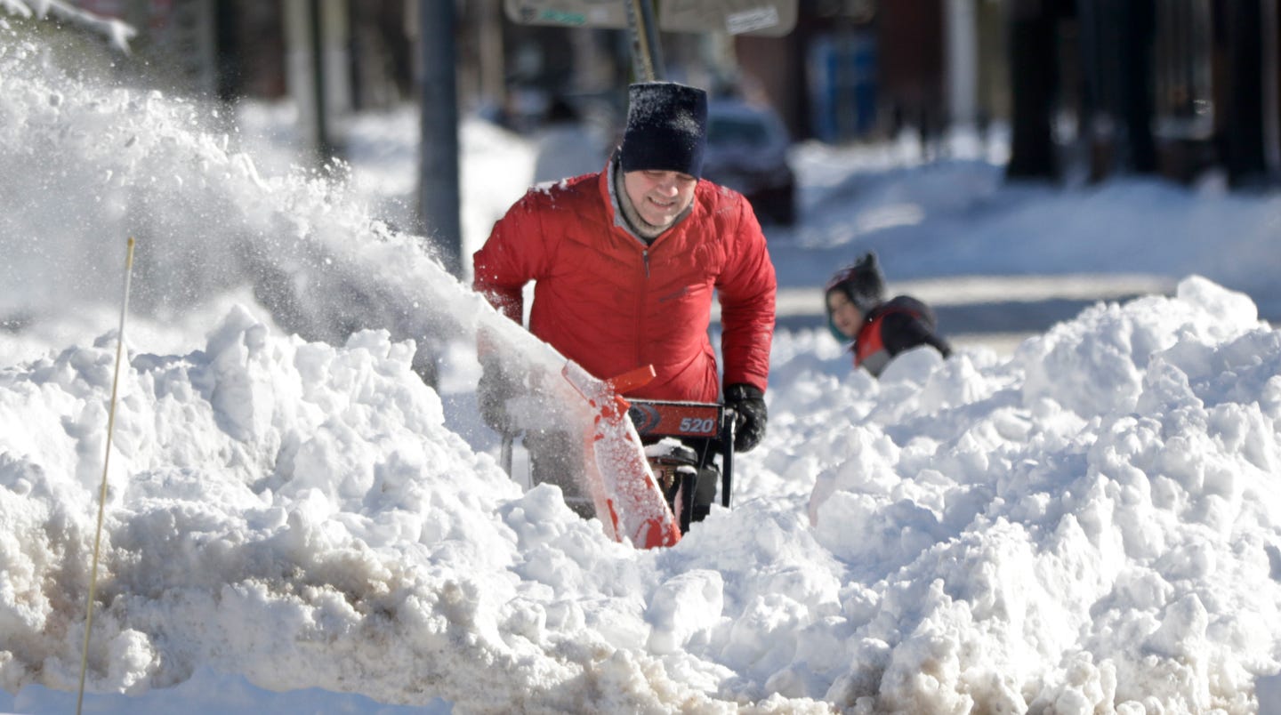 Spring forecast: Lingering cold could deliver April snowstorms
