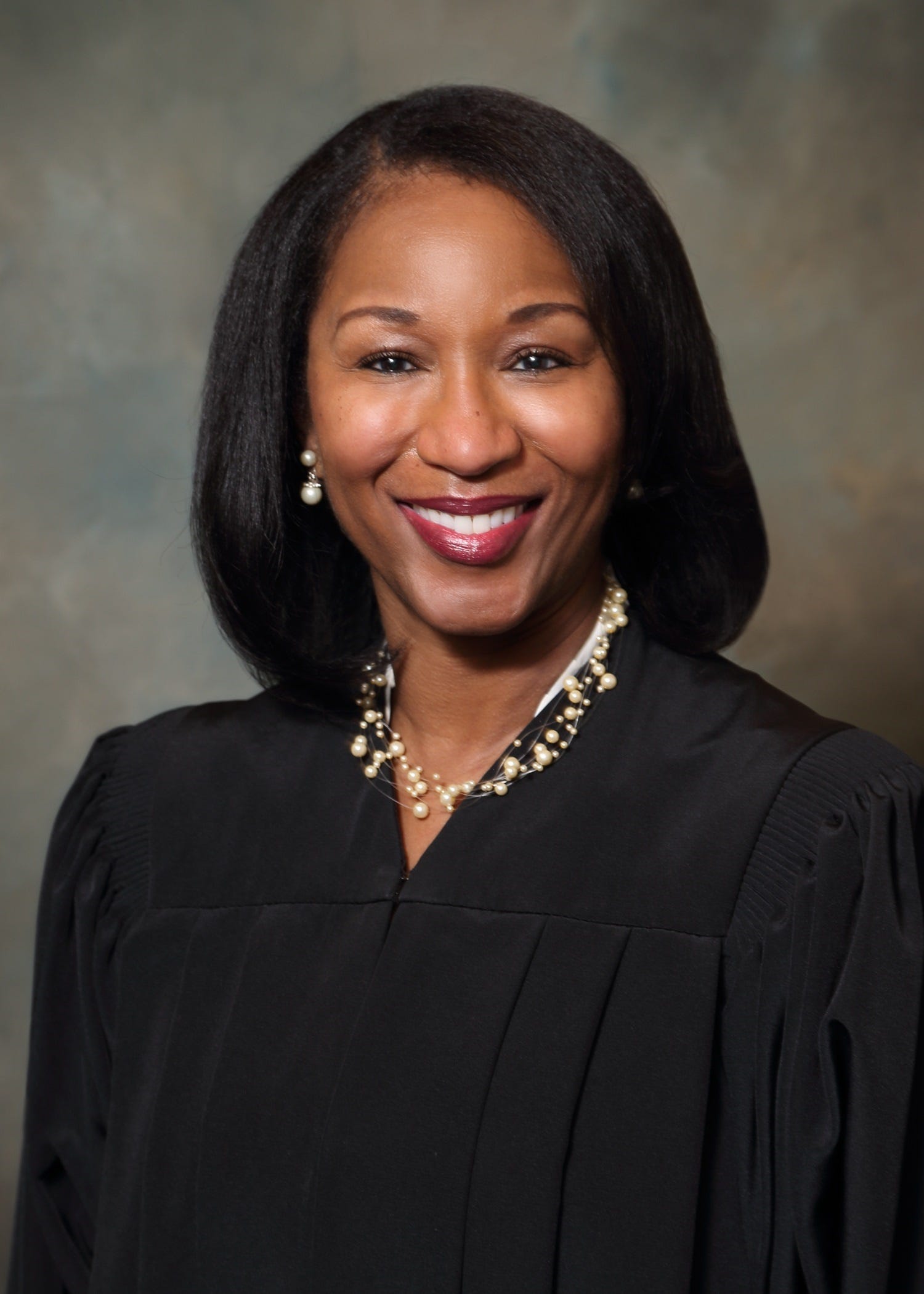 New federal judge confirmed for Cincinnati's 6th Circuit
